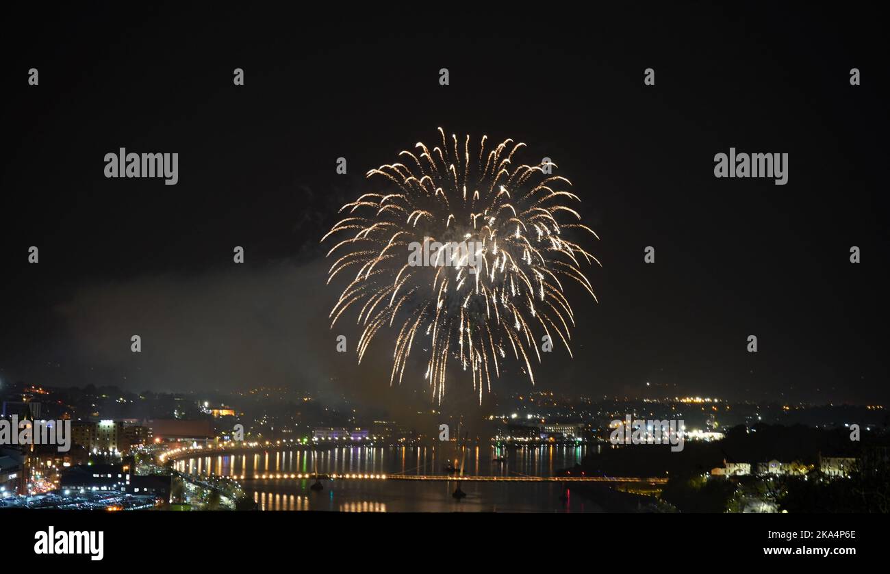 Fireworks display in the skies over the River Foyle as part of the ...