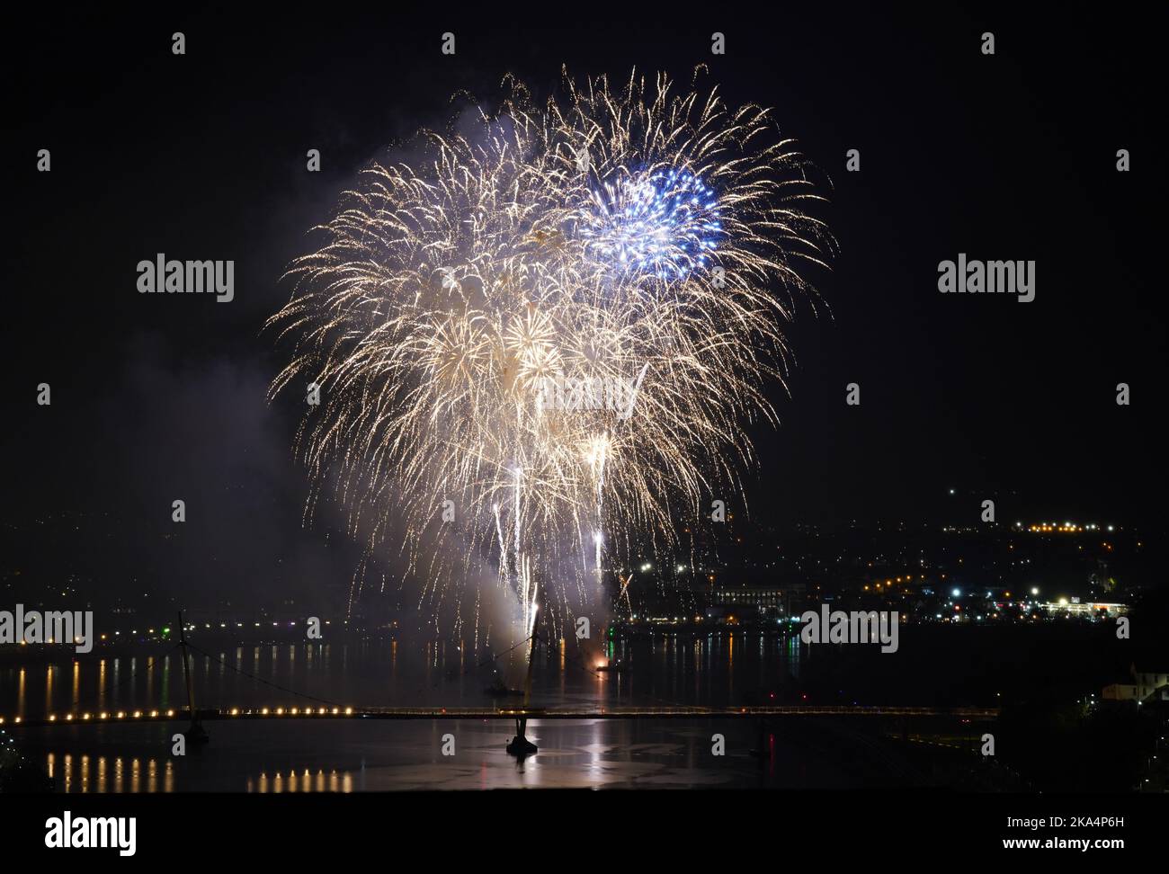 Fireworks display in the skies over the River Foyle as part of the ...