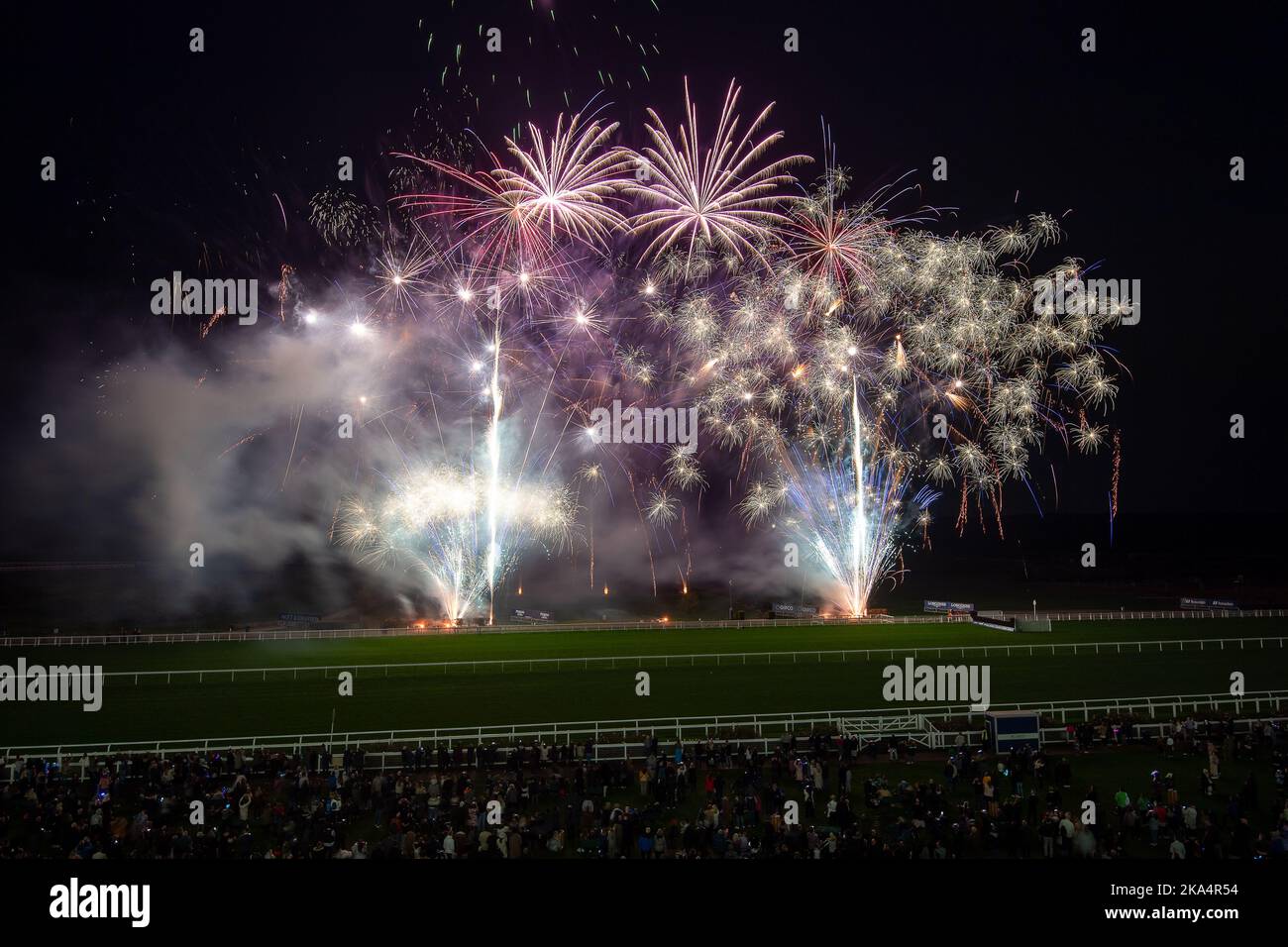 Organised firework displays hi-res stock photography and images - Alamy