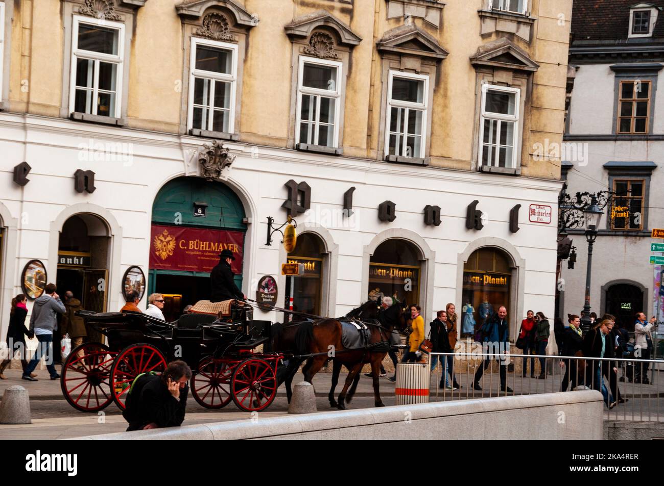 Traditional viennese clothing hi-res stock photography and images - Alamy