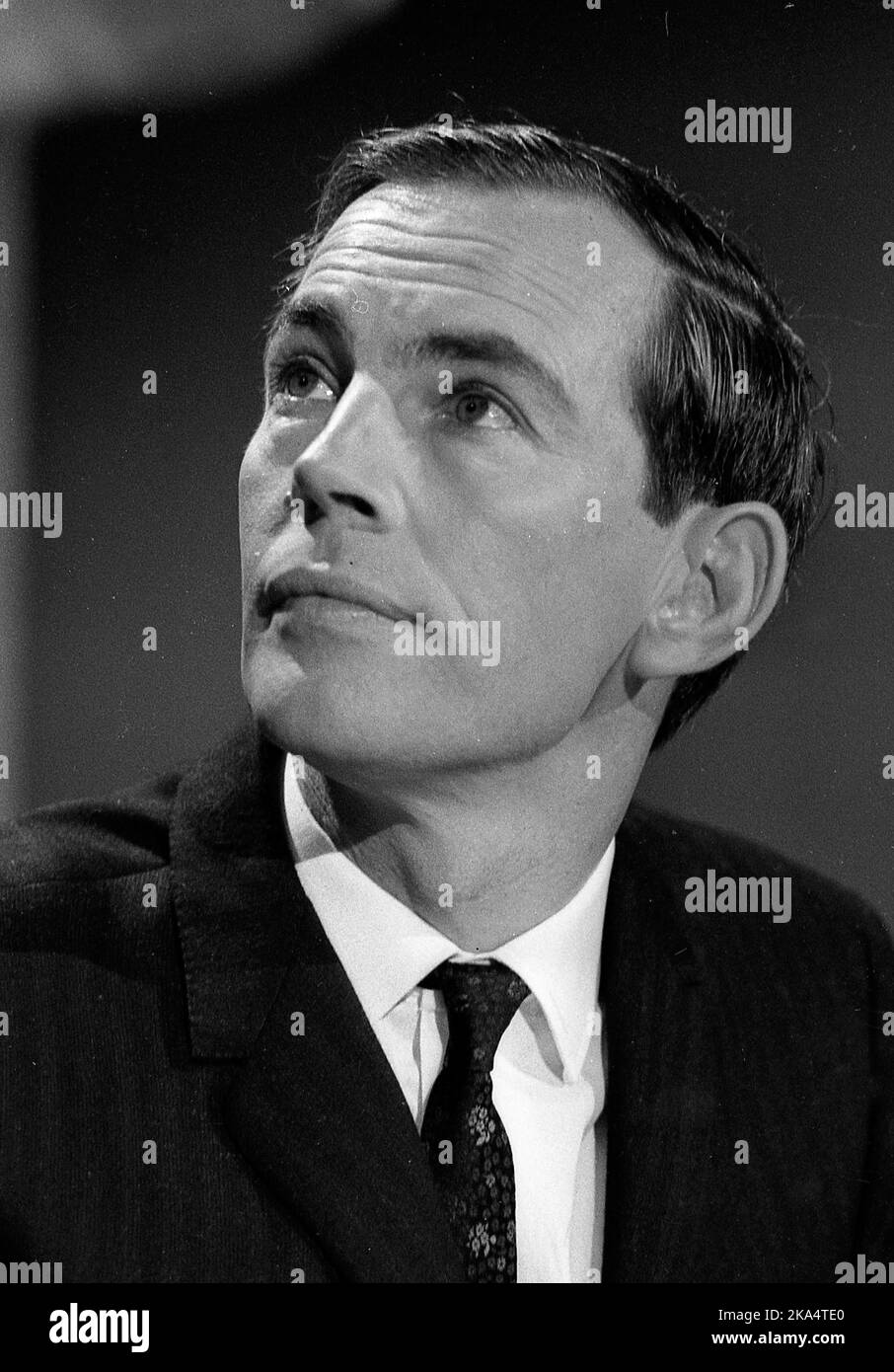 Artificial heart Black and White Stock Photos & Images - Alamy