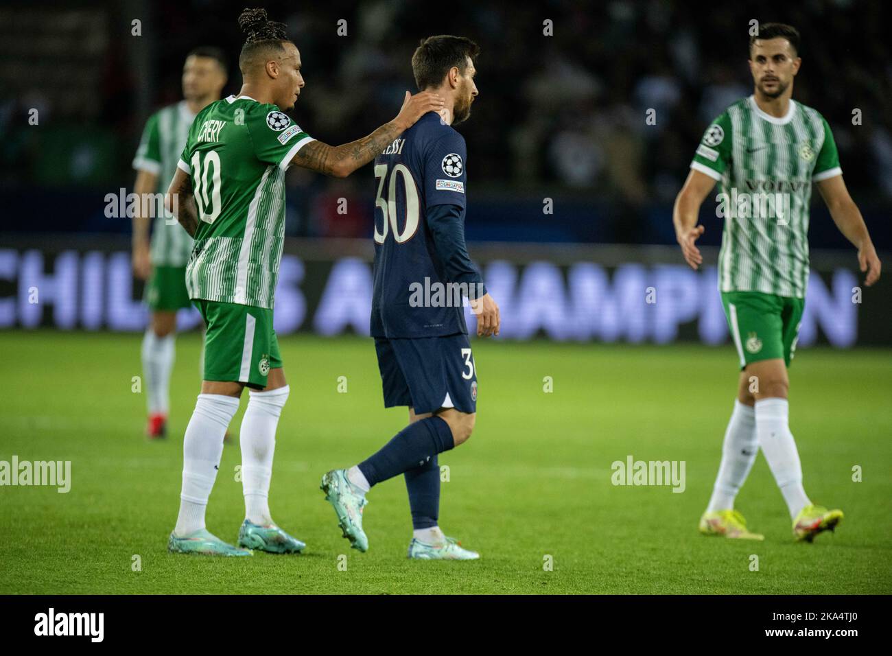 PARIS, FRANCE - OCTOBER 25: Lionel Messi of Paris Saint-Germain and ...