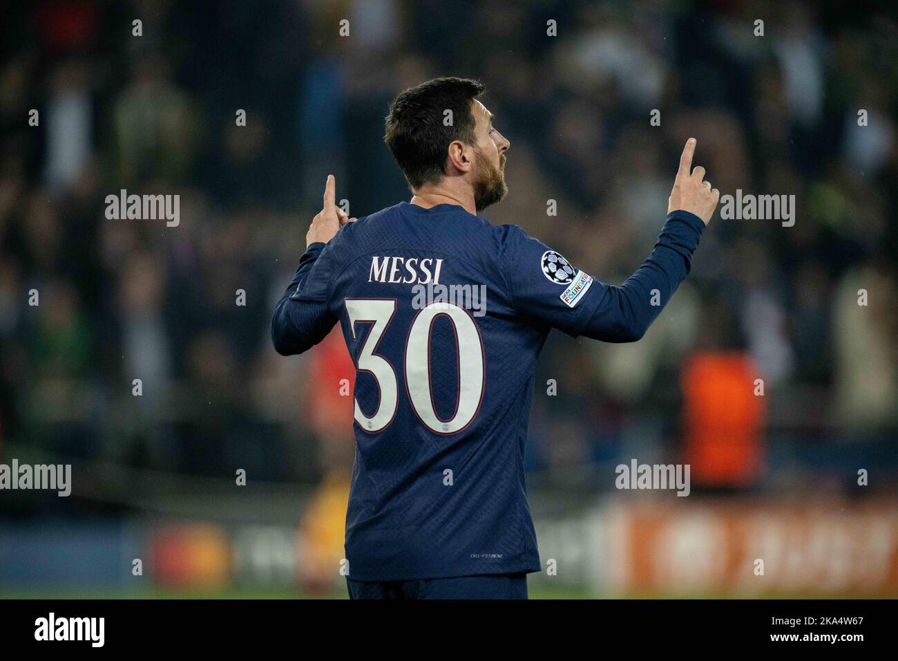 PARIS, FRANCE - OCTOBER 25: Lionel Messi of Paris Saint-Germain ...