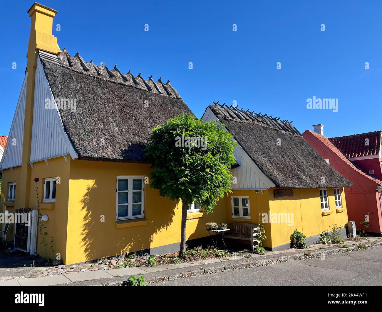 Traditional thatched cottages, Roskilde, Zealand, Denmark Stock Photo ...