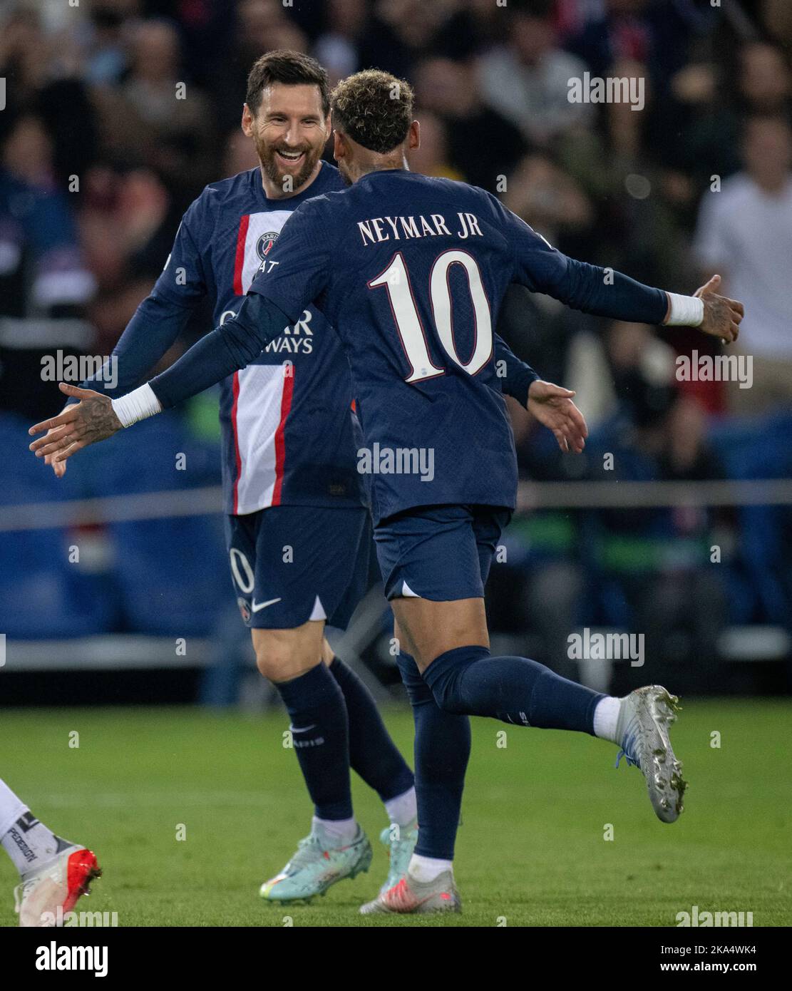 PARIS, FRANCE - OCTOBER 25: Lionel Messi of Paris Saint-Germain ...