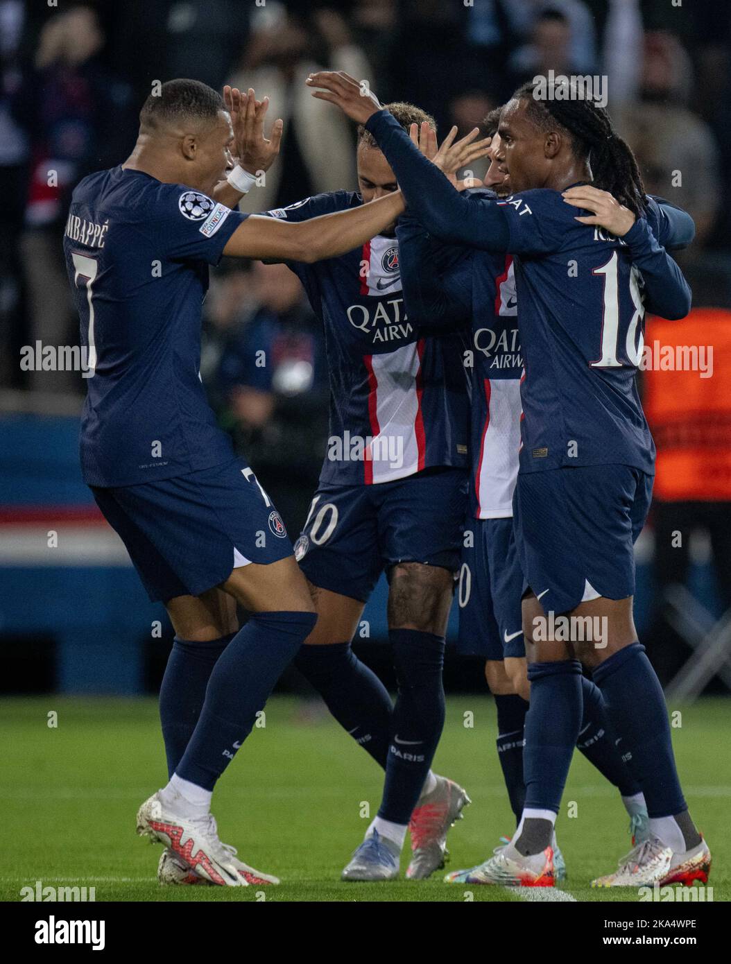 PARIS, FRANCE - OCTOBER 25: Lionel Messi of Paris Saint-Germain ...