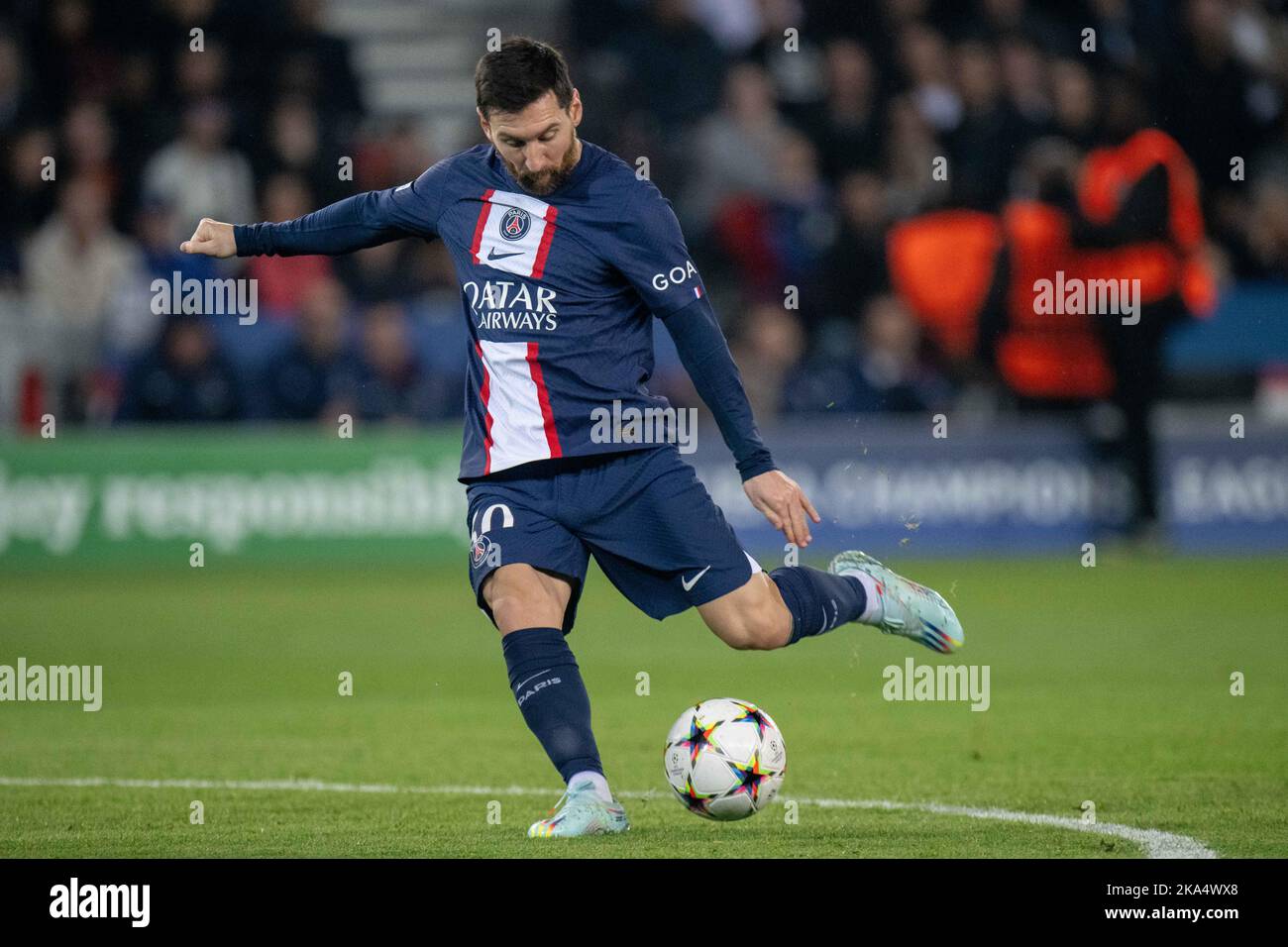 PARIS, FRANCE - OCTOBER 25: Lionel Messi of Paris Saint-Germain scoring ...