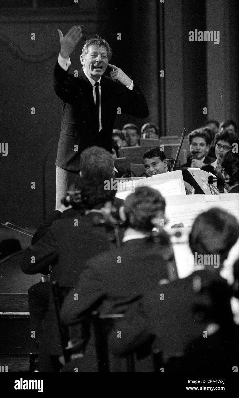 American actor danny kaye hi-res stock photography and images - Alamy