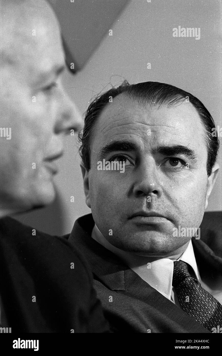 Denton Cooley, American heart surgeon meets Domingo Liotta, Argentine ...