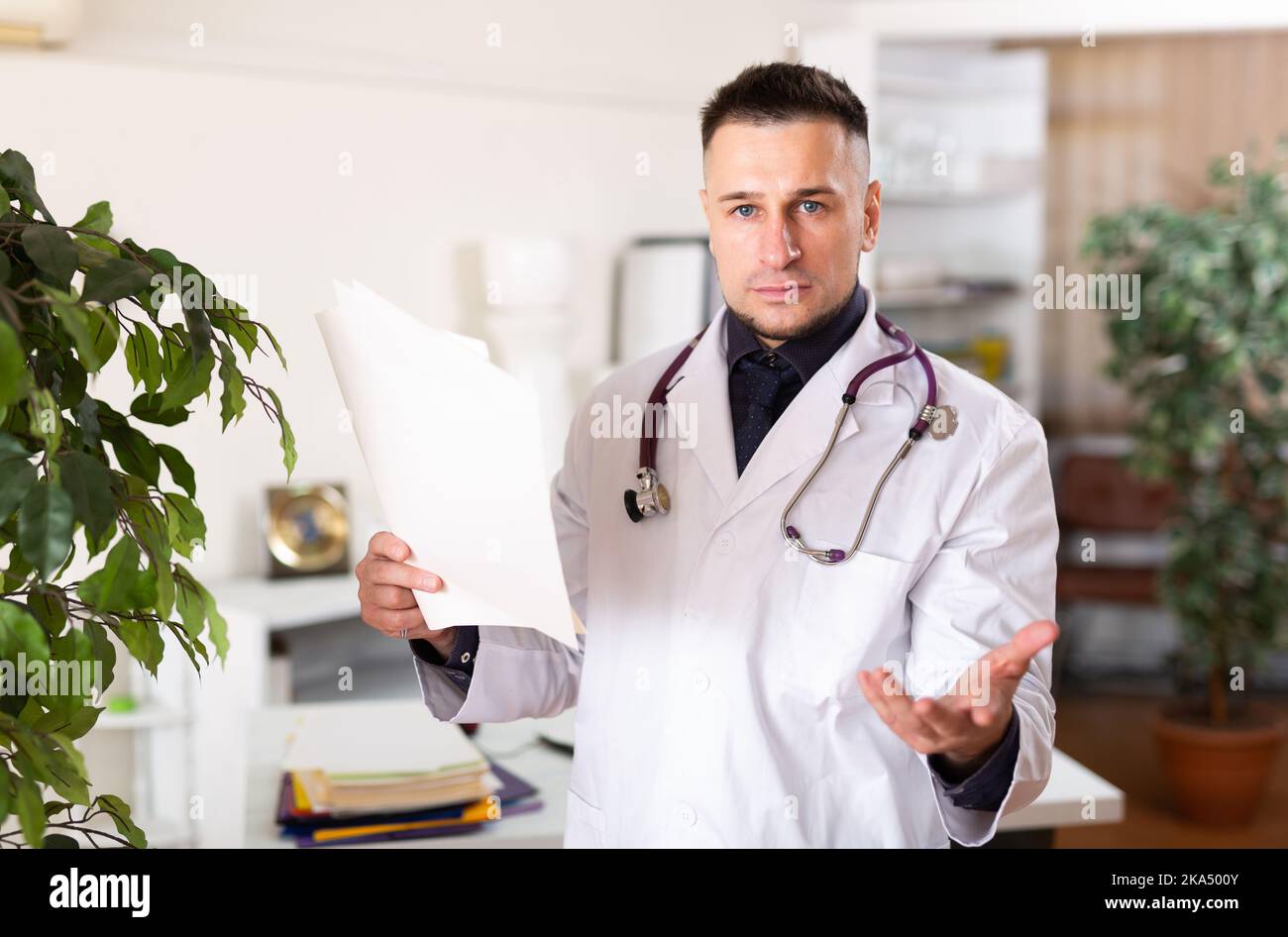 Therapeutic document hi-res stock photography and images - Alamy