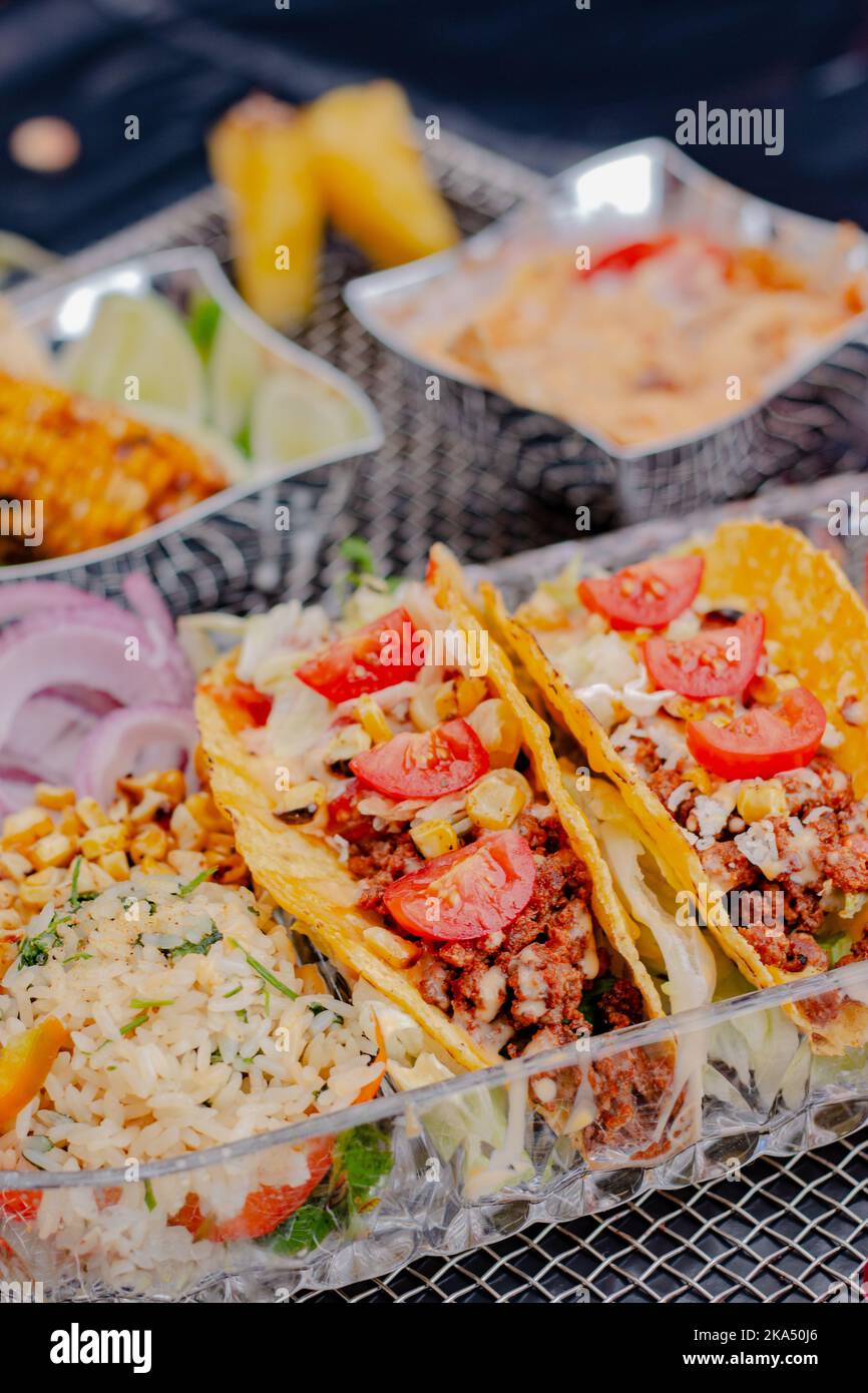 Crispy tacos hi-res stock photography and images - Alamy