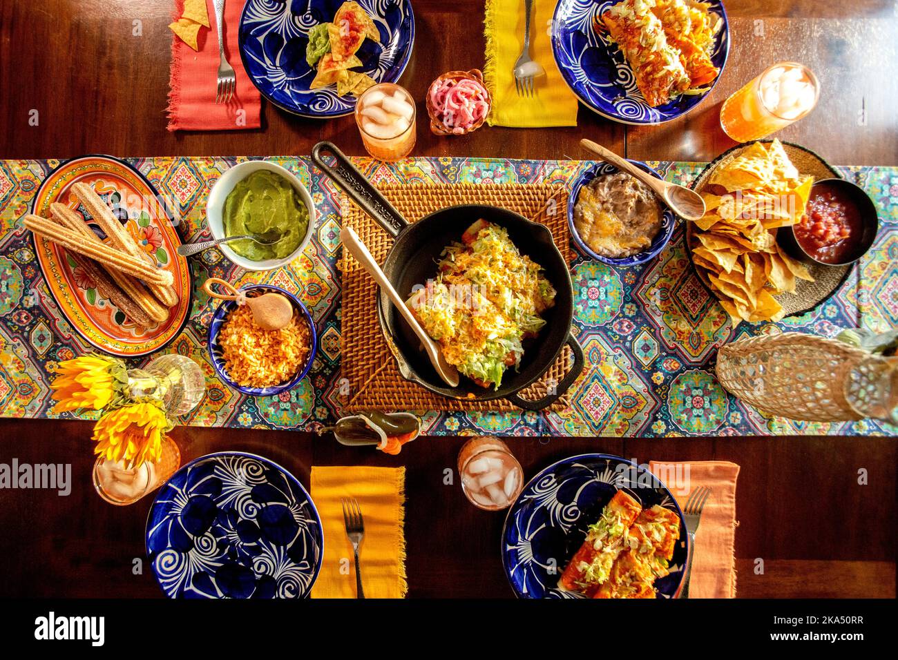 Mexican family eating hi-res stock photography and images - Alamy