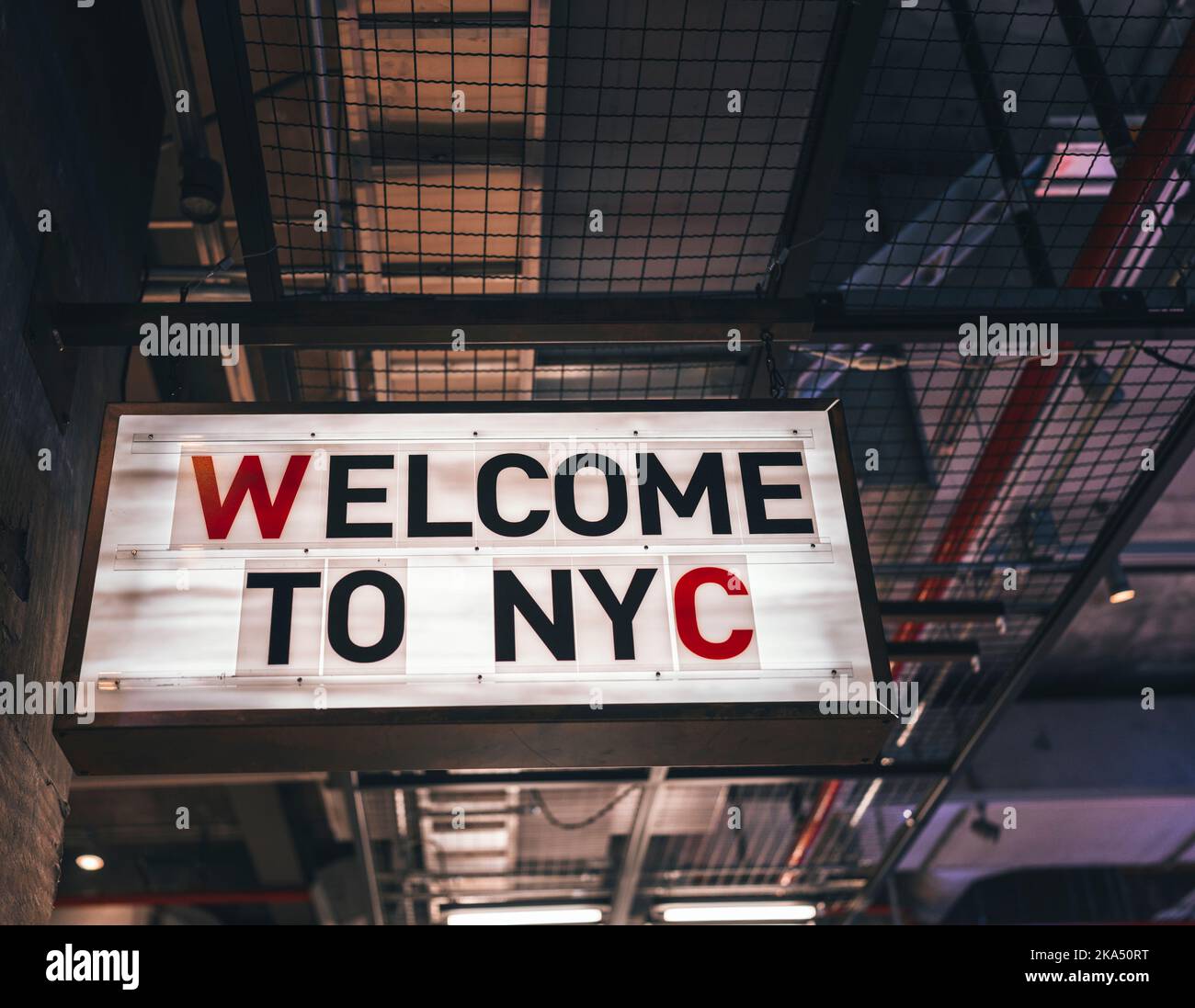sig street welcome to nyc Manhattan New York Stock Photo - Alamy