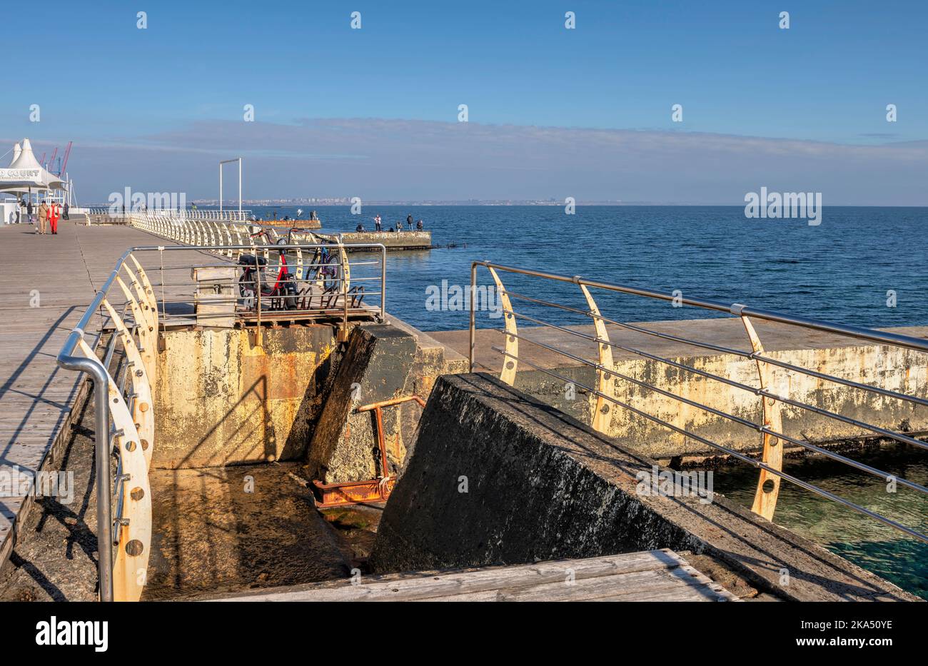 Embankment of Lanzheron beach in Odessa, Ukraine Stock Photo - Alamy