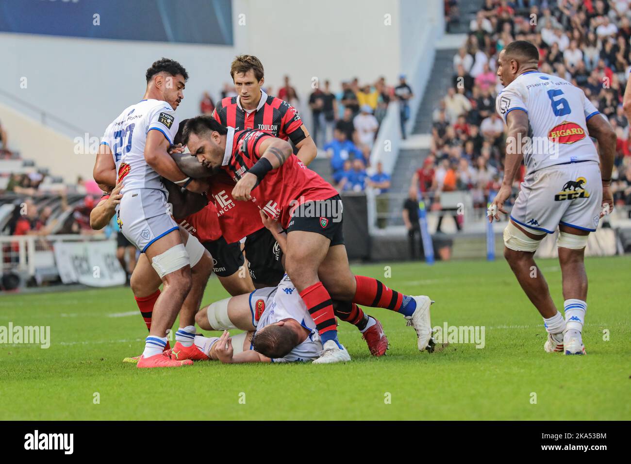 Castres rugby hi-res stock photography and images - Alamy
