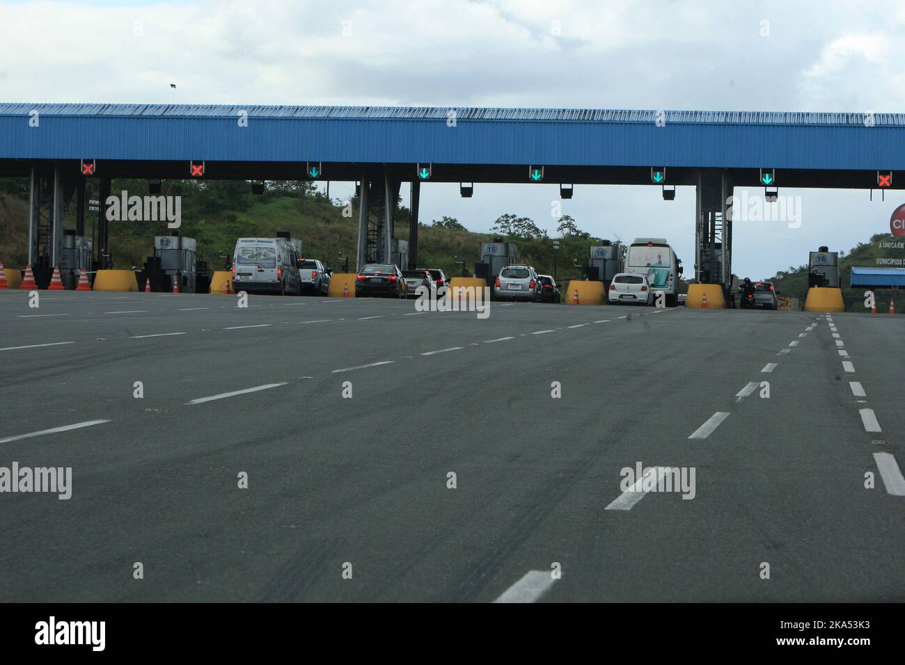 salvador, bahia, brazil - october 13, 2022: toll plaza on federal ...