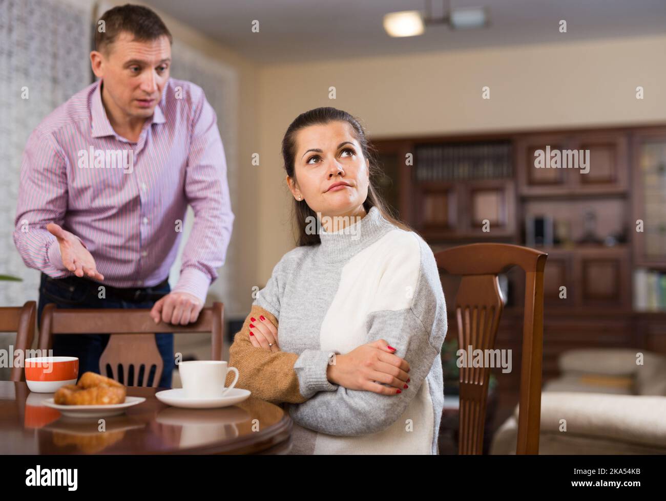 Man mistrust wife hi-res stock photography and images - Alamy