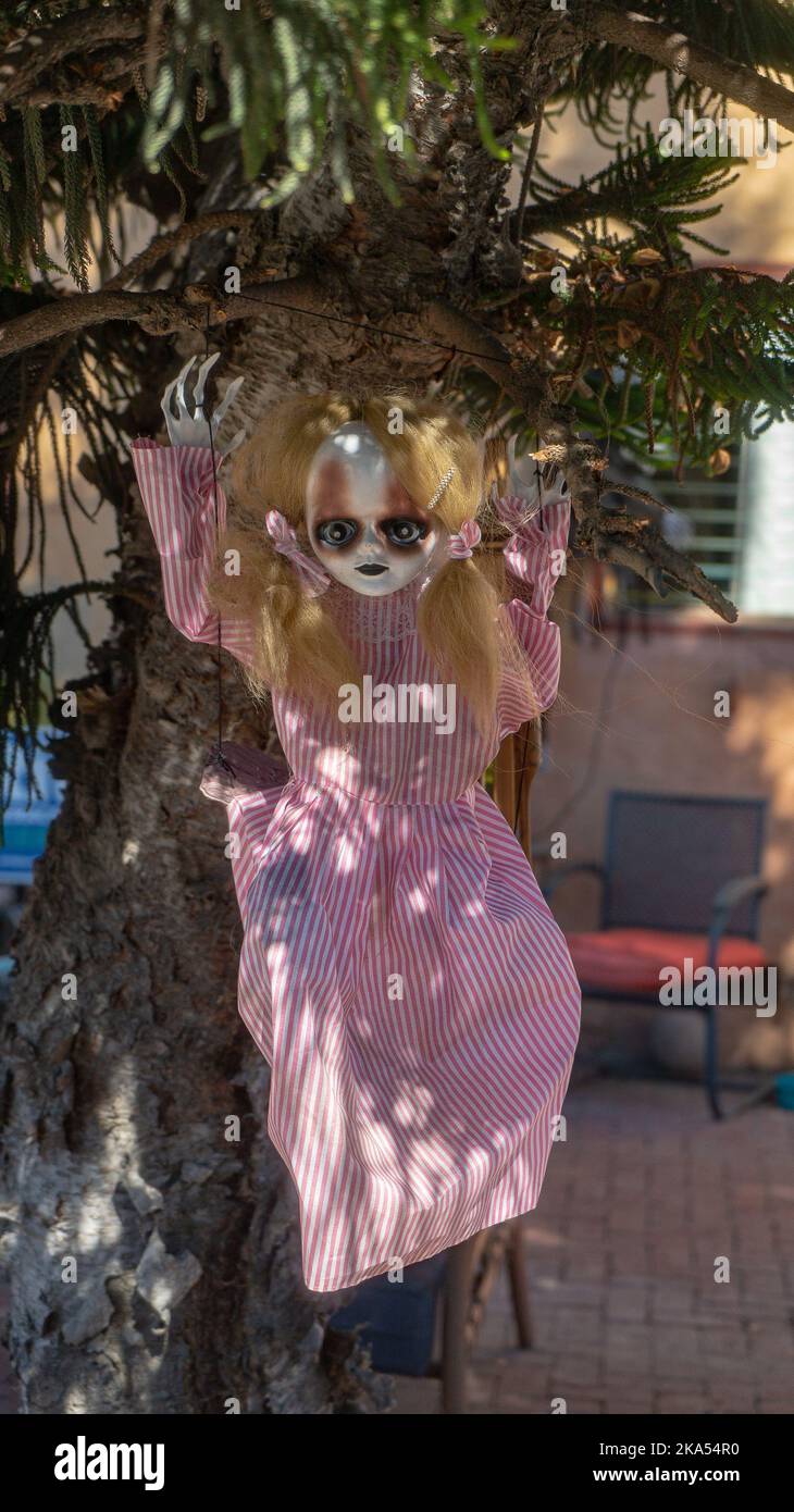 Scarydoll hi-res stock photography and images - Alamy