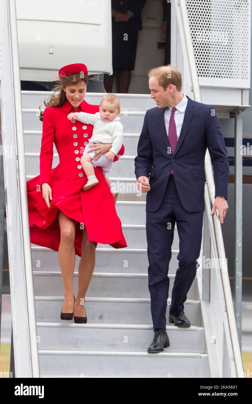Britain's Prince William and Catherine, Duchess of Cambridge with ...
