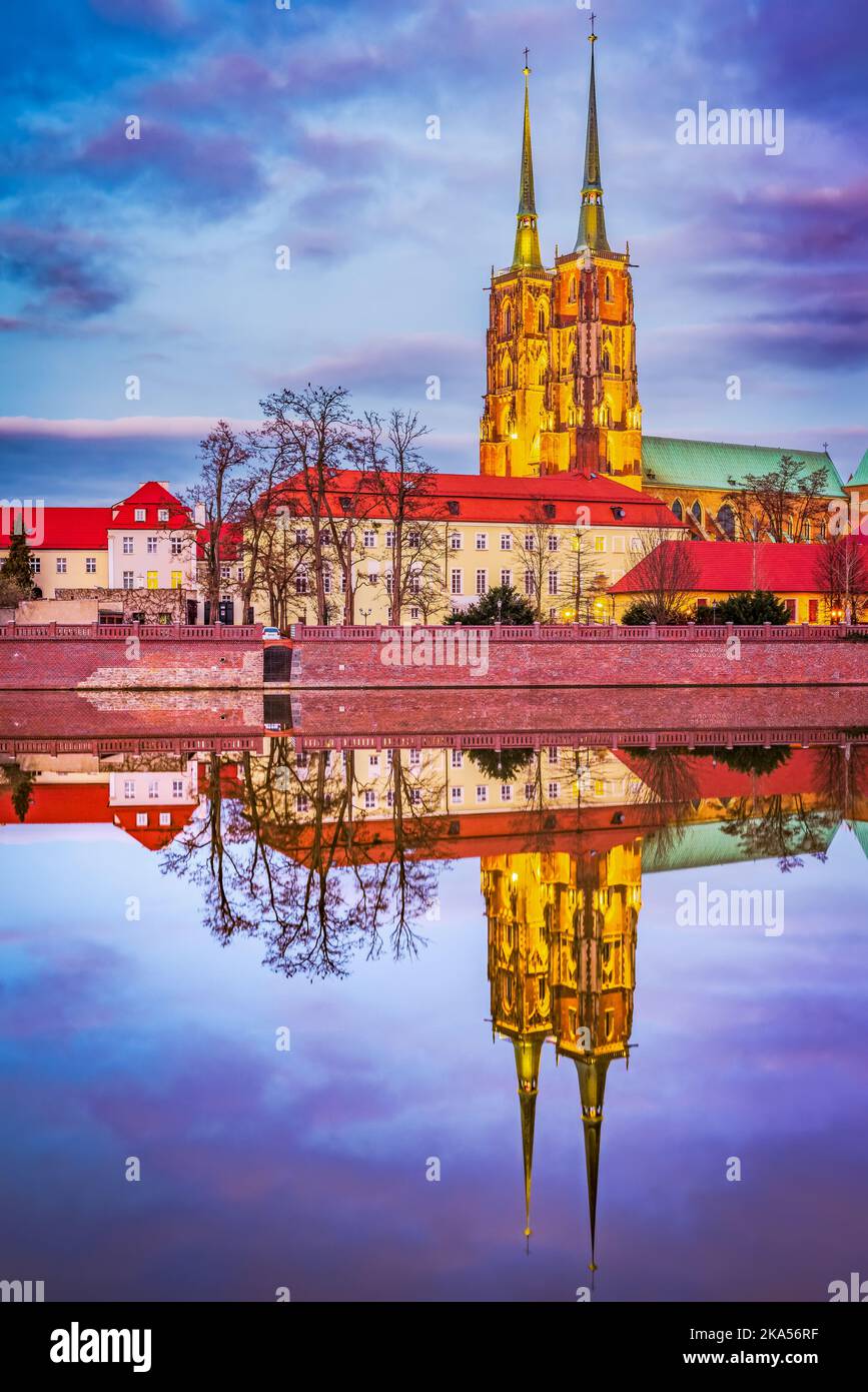 Wroclaw, Poland. Historical Cathedral Island in the Wroclaw old town ...