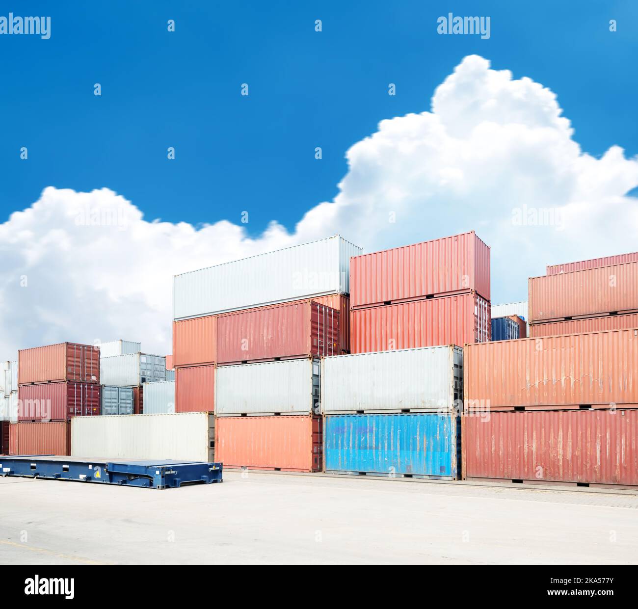 Stack of Cargo Containers at the docks Stock Photo - Alamy