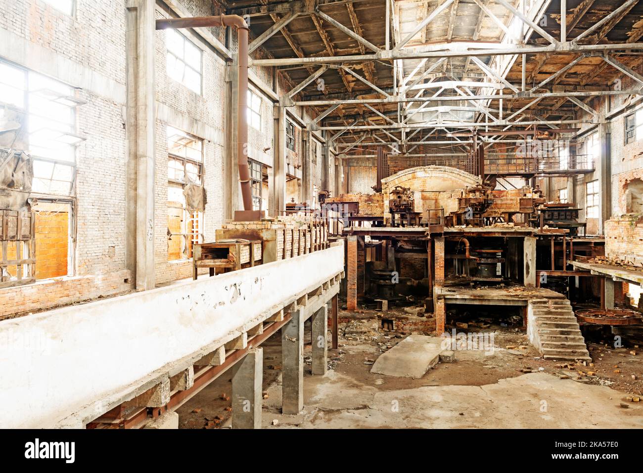 Old abandoned factory Stock Photo - Alamy