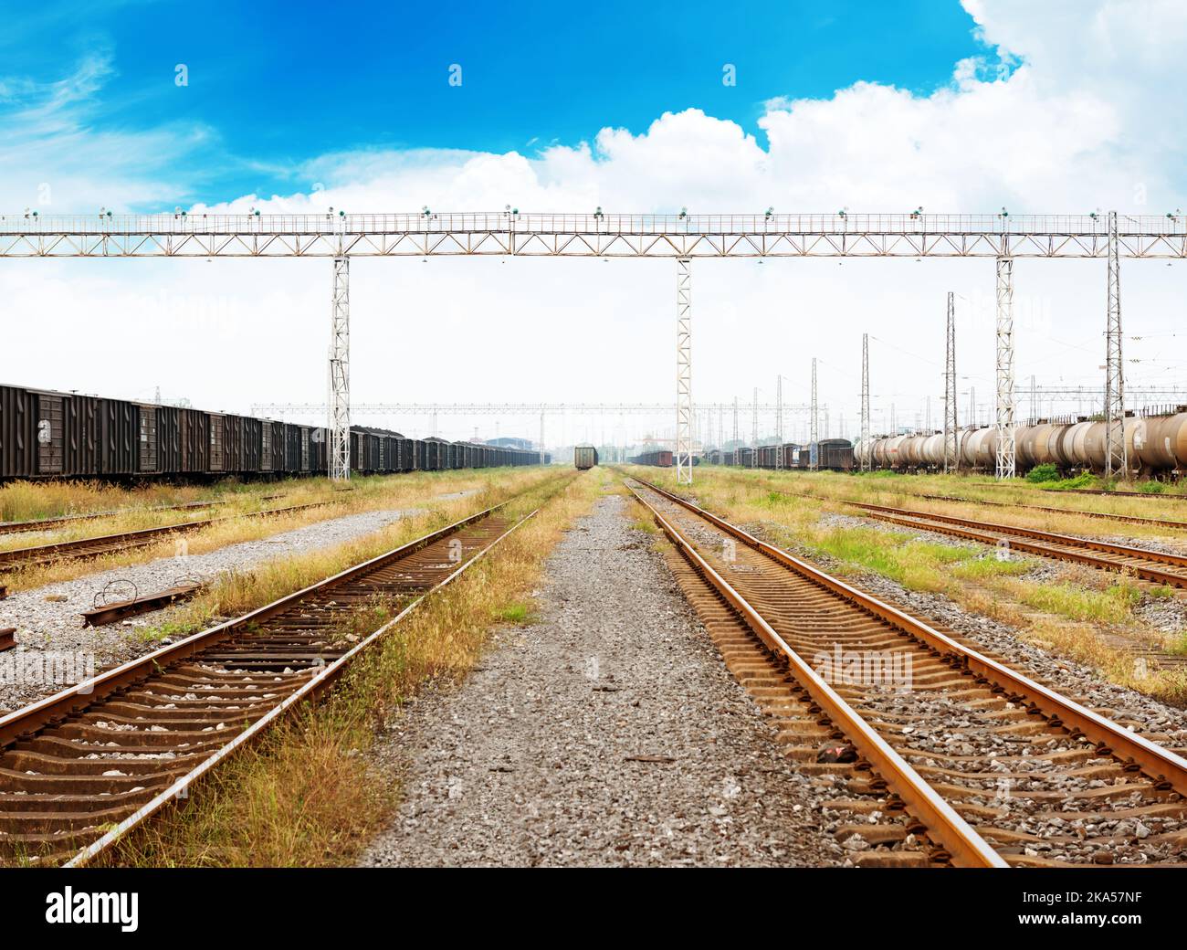 Rail travel resources hi-res stock photography and images - Alamy