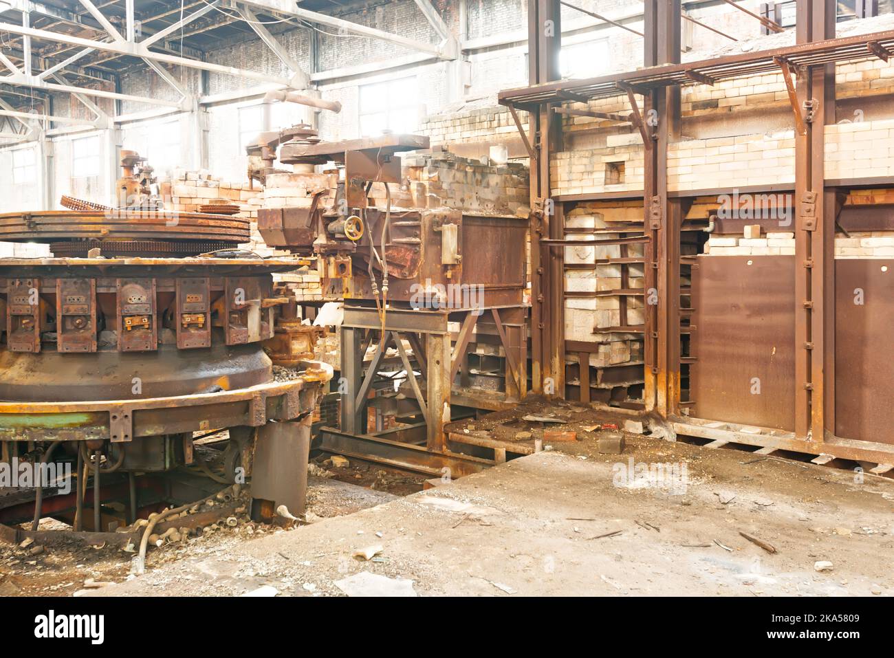 Old abandoned factory Stock Photo - Alamy