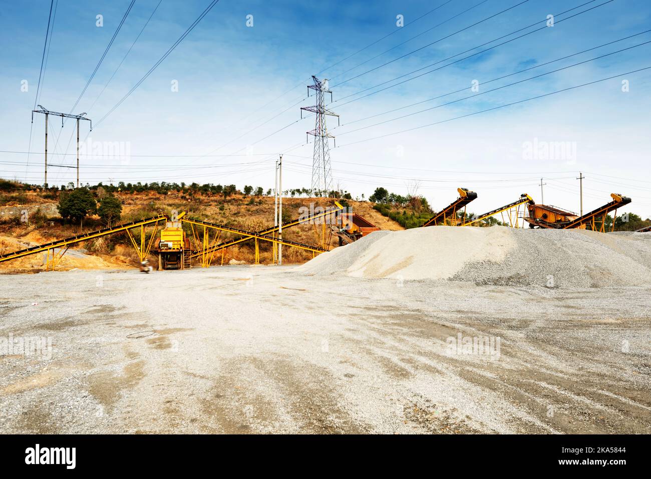 Open pit mining and processing plant for crushed stone, sand and gravel ...