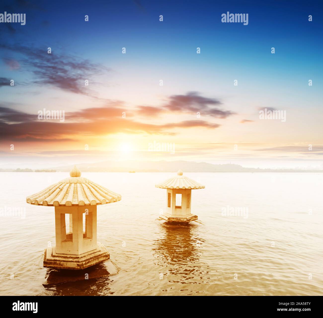 Hangzhou city sunset light lake hi-res stock photography and images - Alamy
