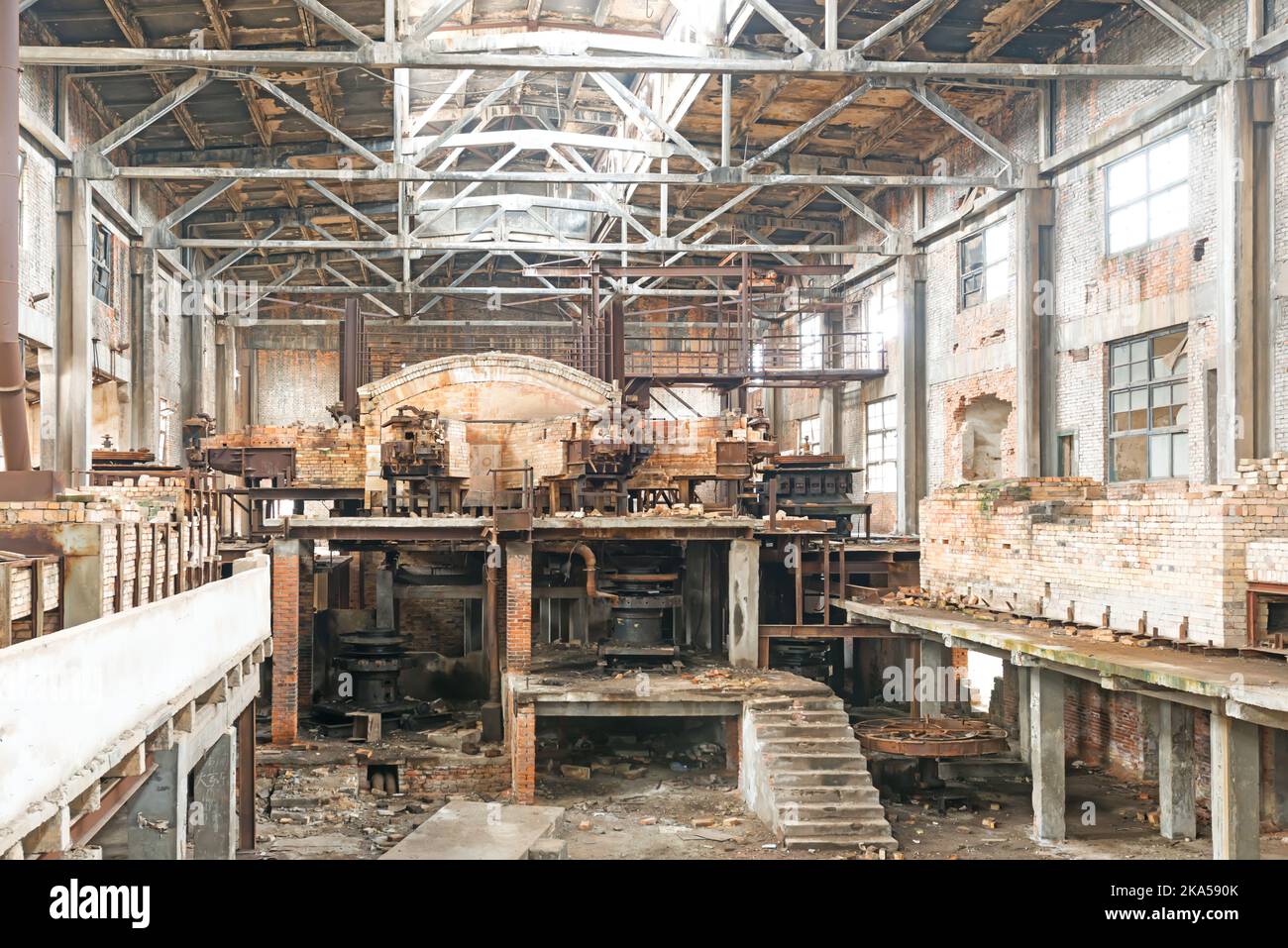 Old abandoned factory Stock Photo - Alamy