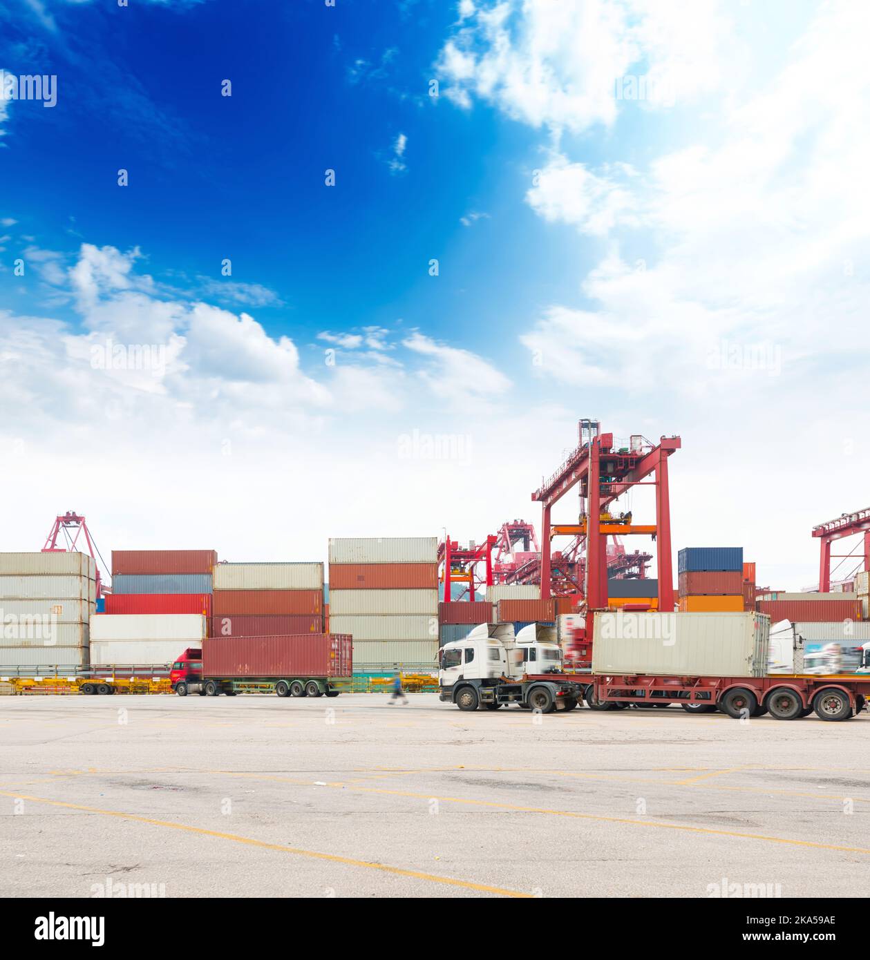 Stack of Cargo Containers at the docks Stock Photo - Alamy