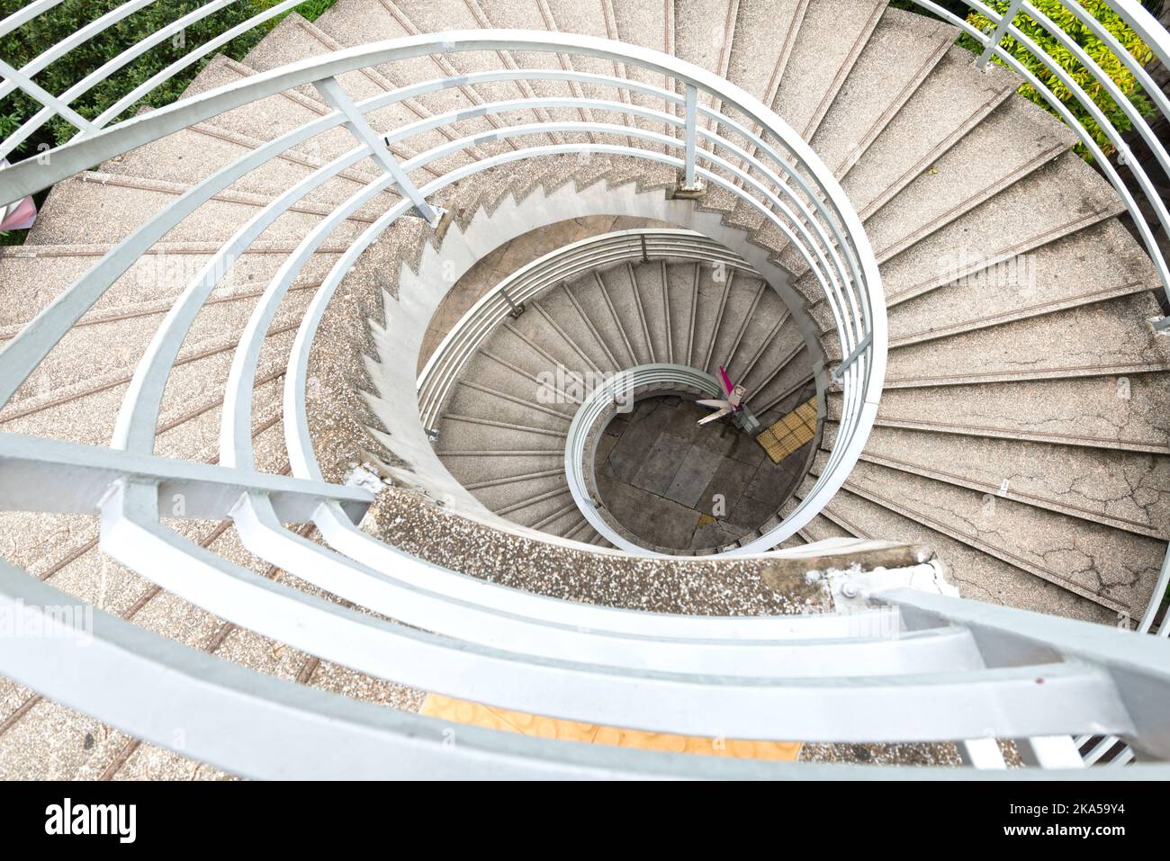 Spiral stairs china hi-res stock photography and images - Alamy