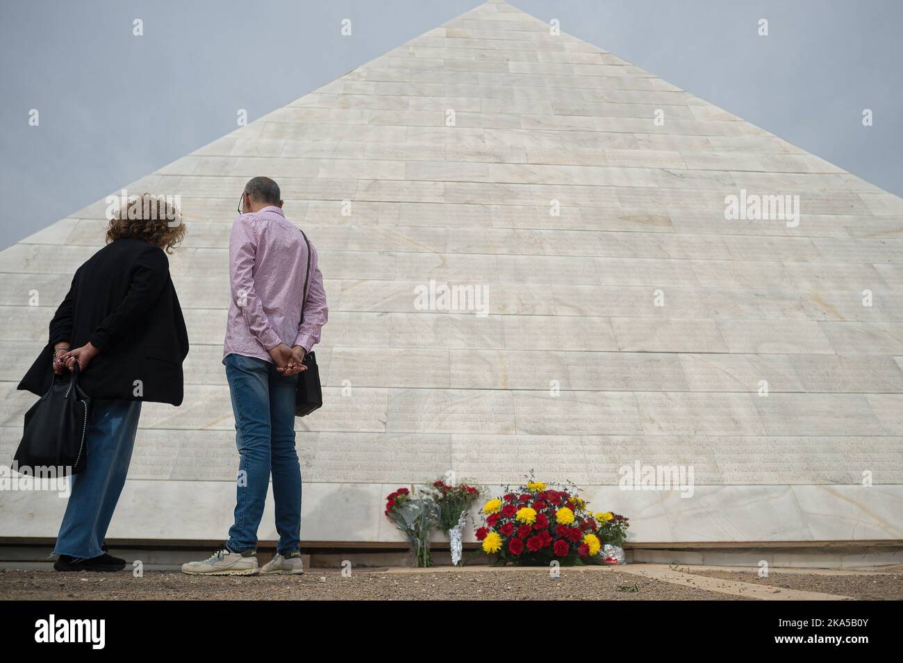 Malaga, Spain. 31st Oct, 2022. People are looking at the names of ...