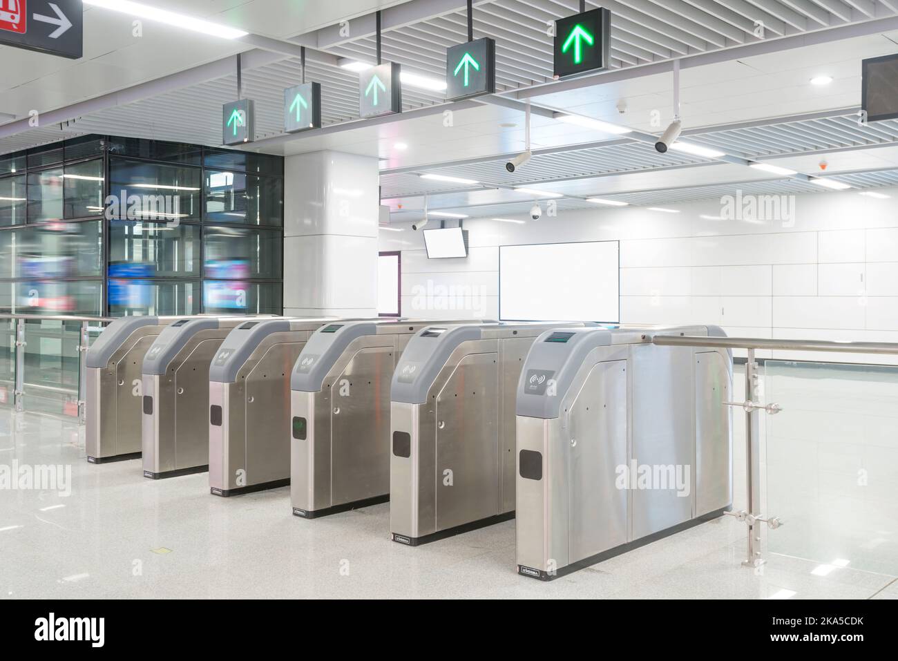 Train x ray hi-res stock photography and images - Alamy