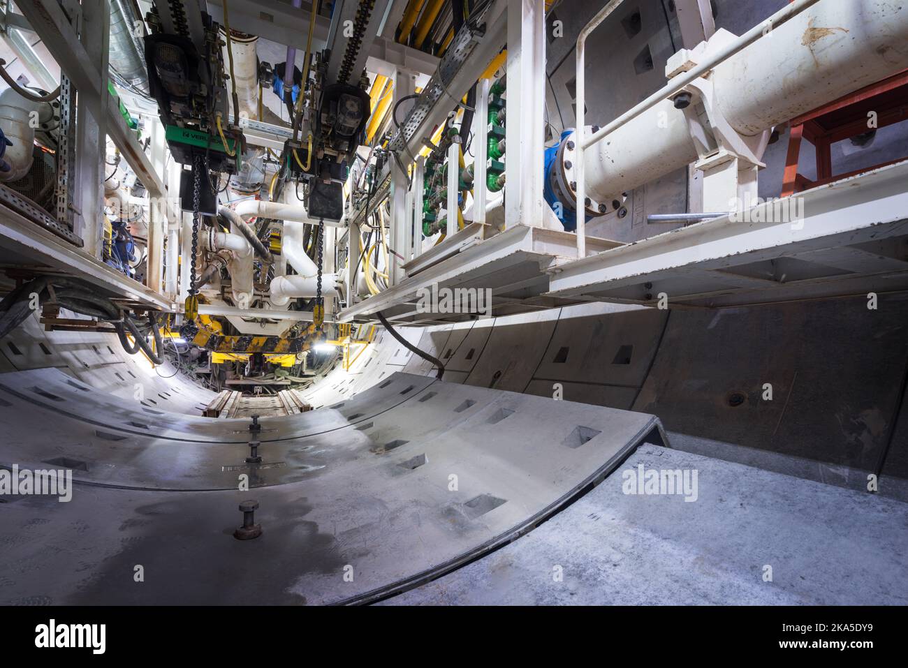 Subway tunnel under construction Stock Photo - Alamy