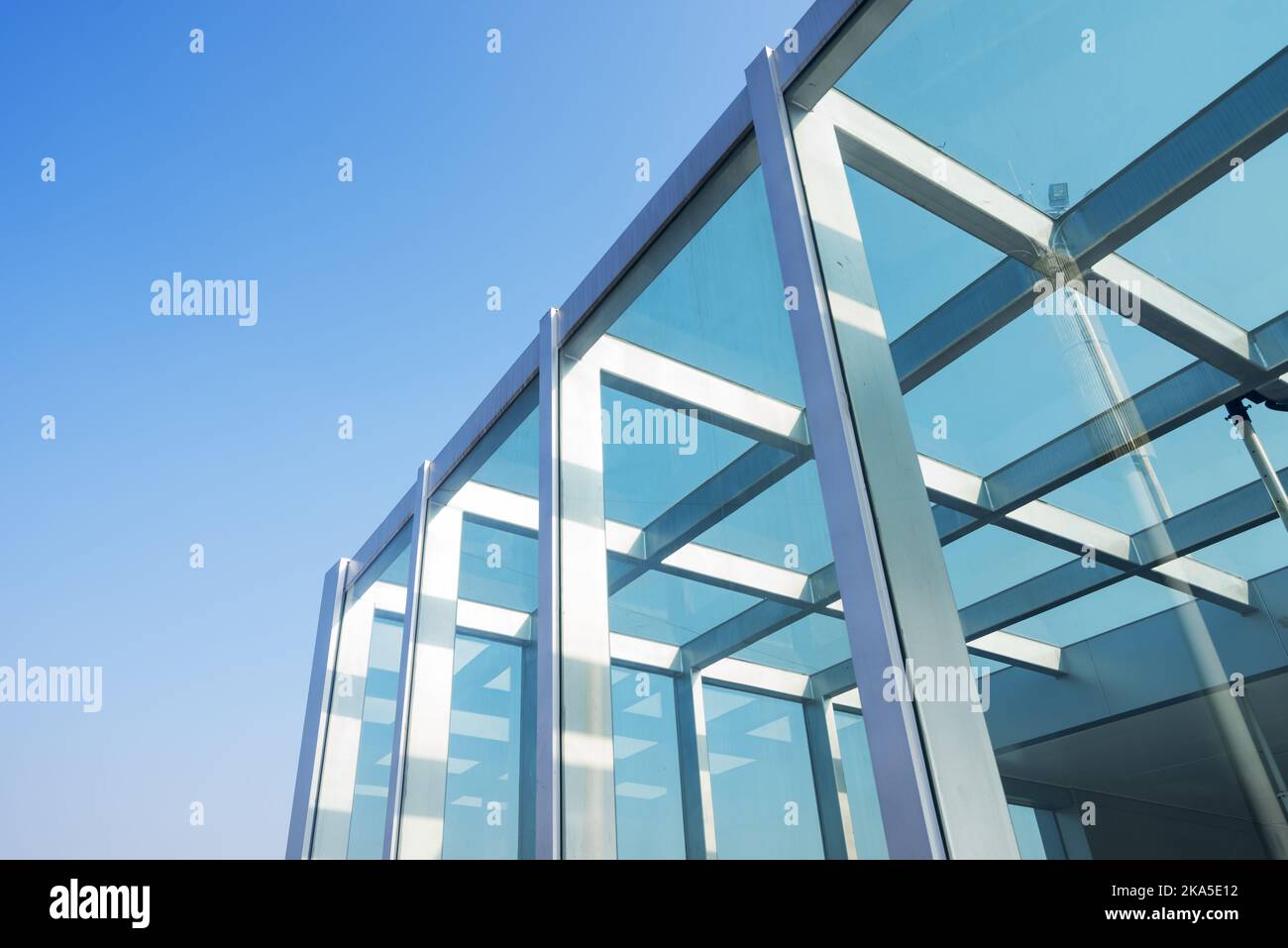 Transparent glass roof of a modern building Stock Photo - Alamy