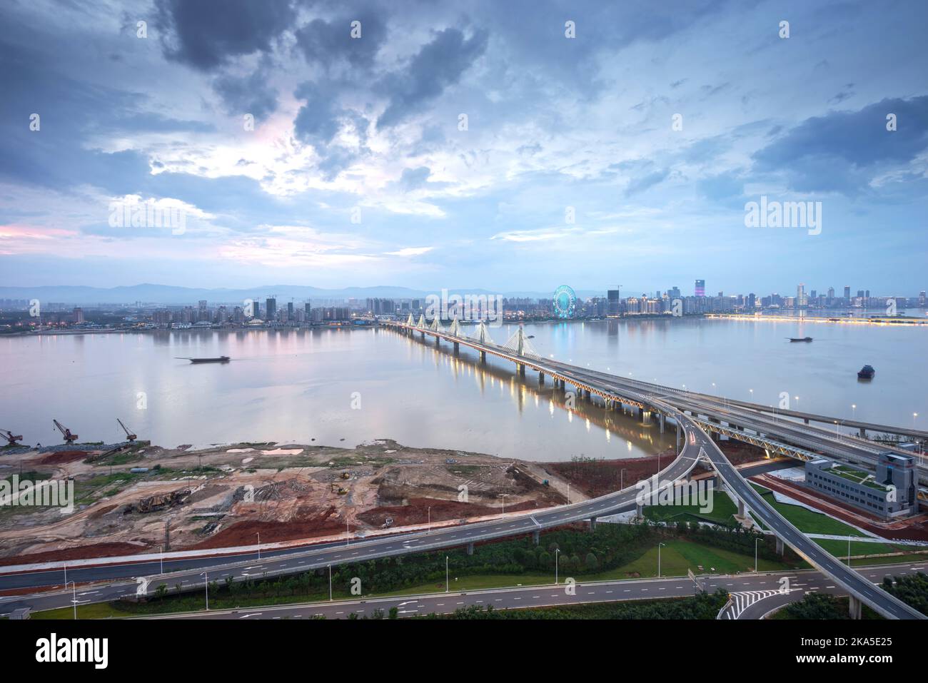 Yangtze river delta landscape hi-res stock photography and images - Alamy