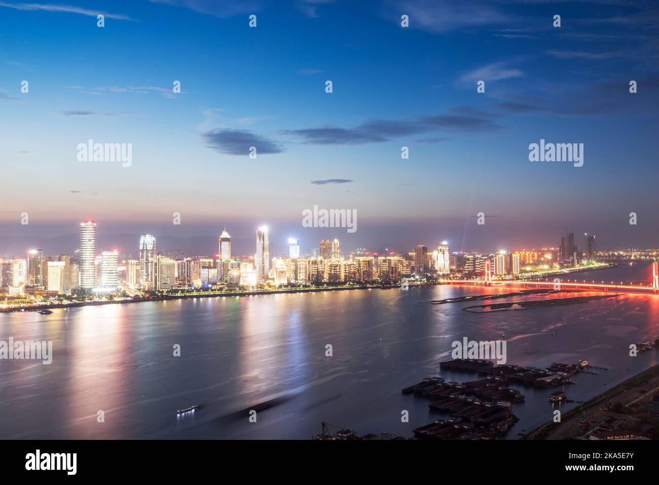 Architecture de shanghai hi-res stock photography and images - Alamy