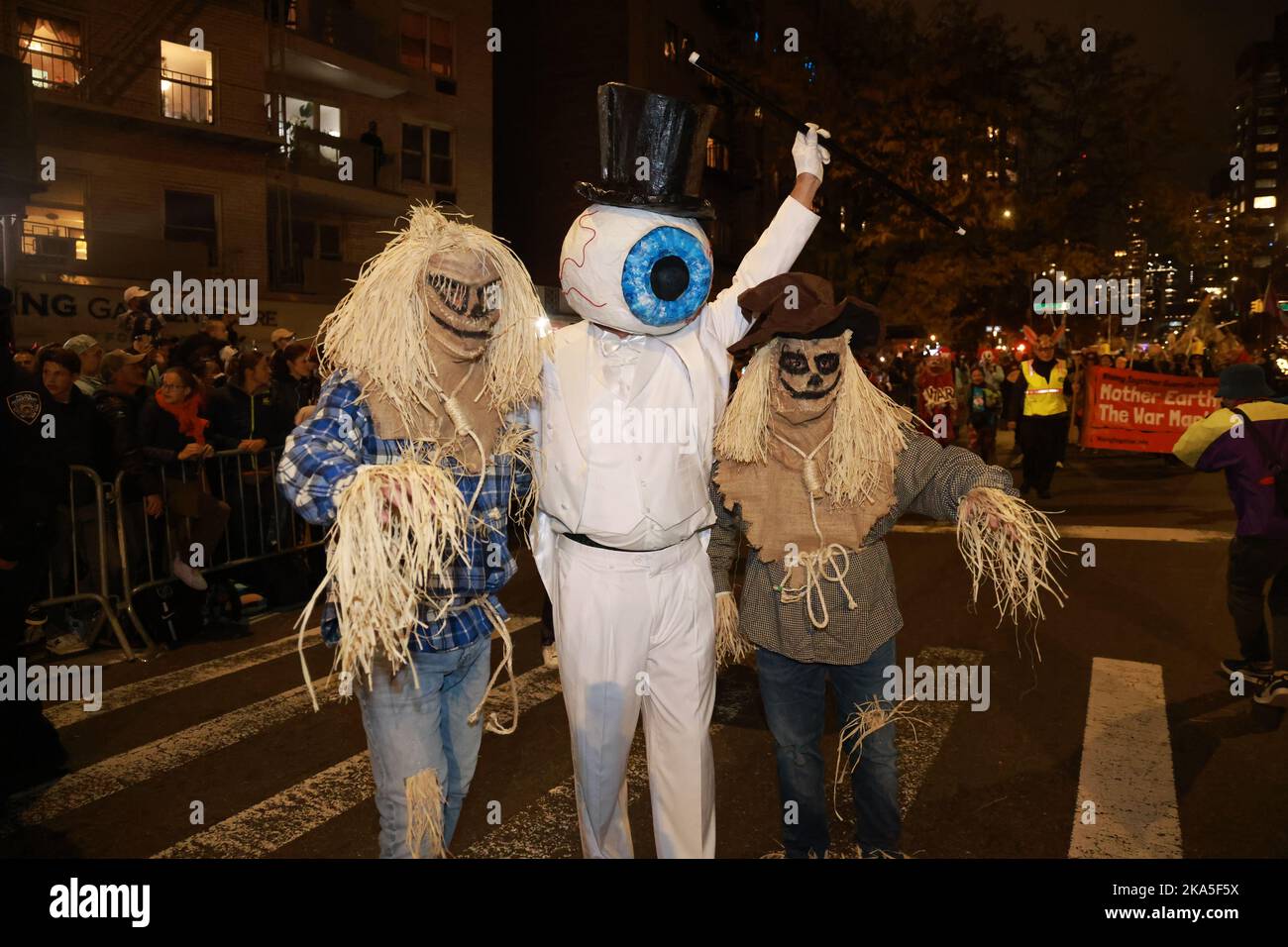 New York, New York/ USA – 31 Oct 2022:Revelers dressed as scarecrows ...