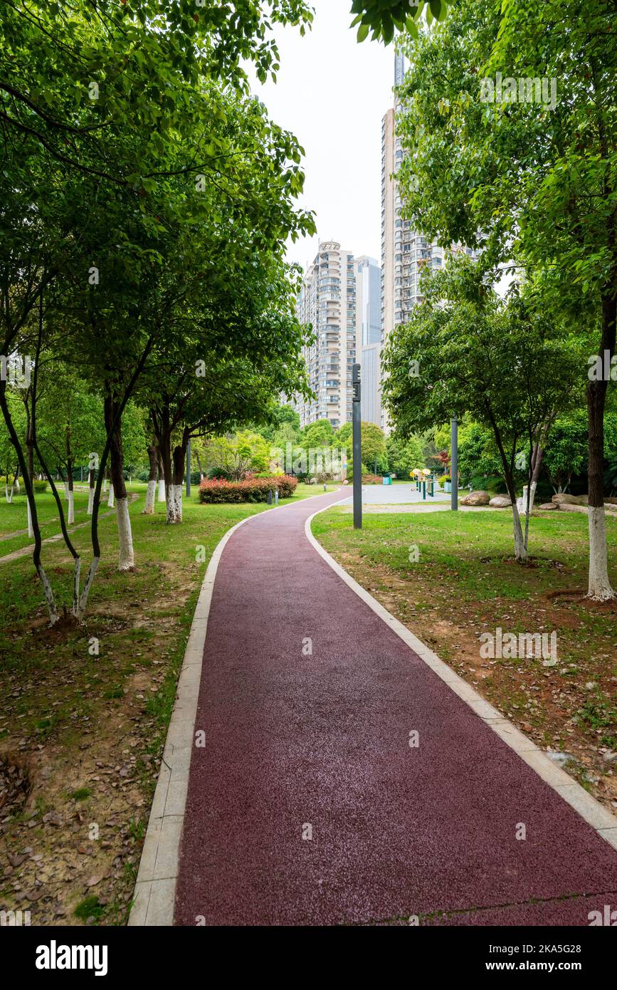 walkway in the modern city Stock Photo - Alamy
