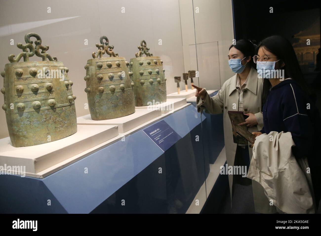 People were visiting the Harmonious Co-existence Joint Exhibition of ...