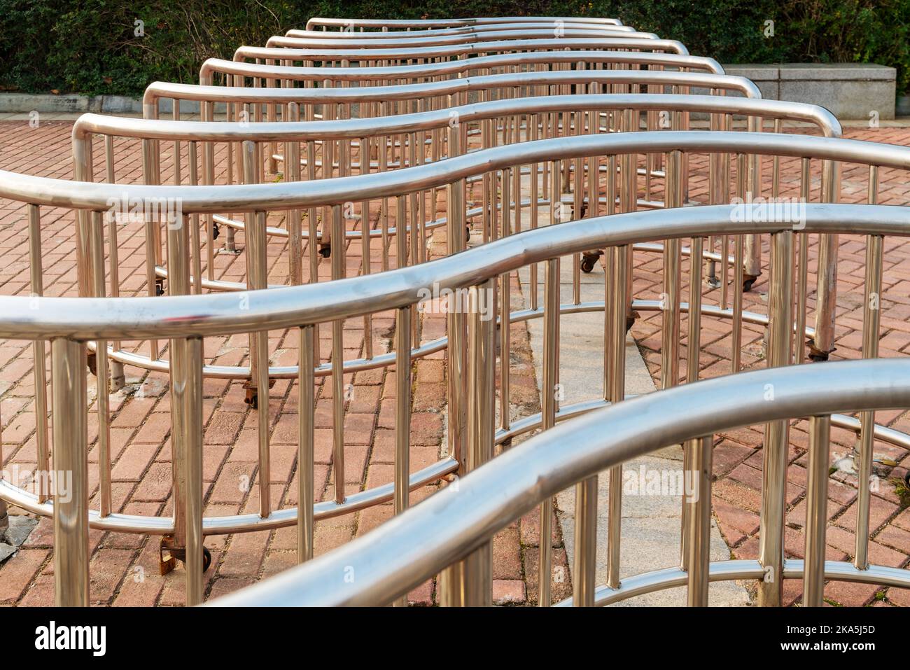Chrome Metal Guard Rail At A Park Stock Photo - Alamy