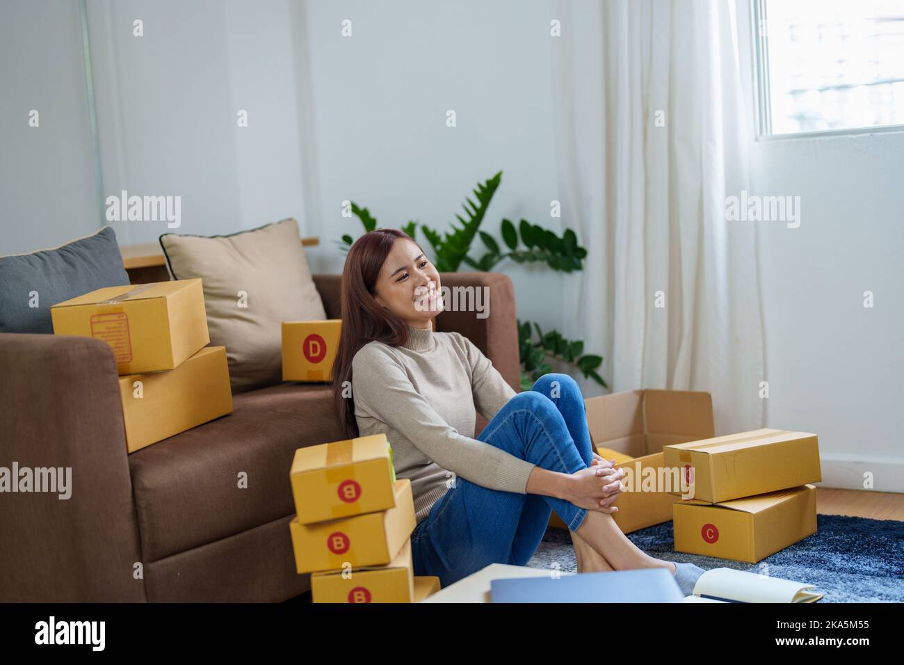 Portrait of a small startup Asian female entrepreneurs, SME owners ...