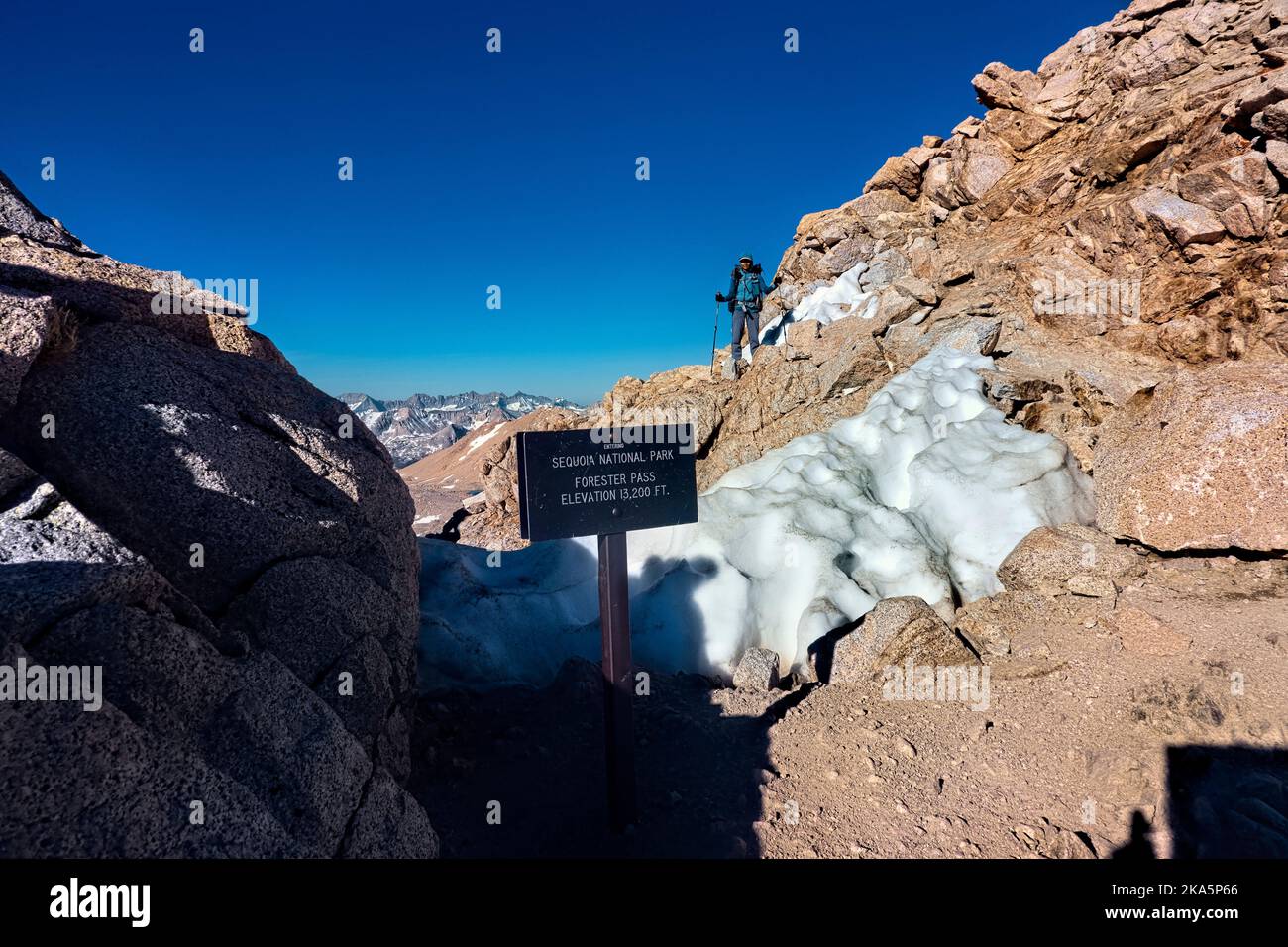 Ascending Forester Pass, Sequoia and Kings Canyon National Parks ...