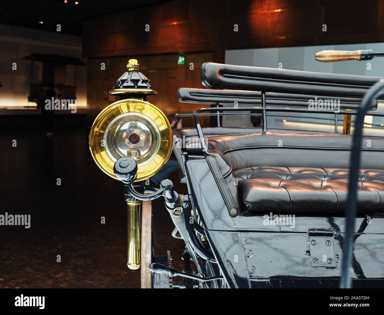 Detail of 1904 Mercedes Simplex 60 PS Reiselimousine at Mercedes-Benz ...