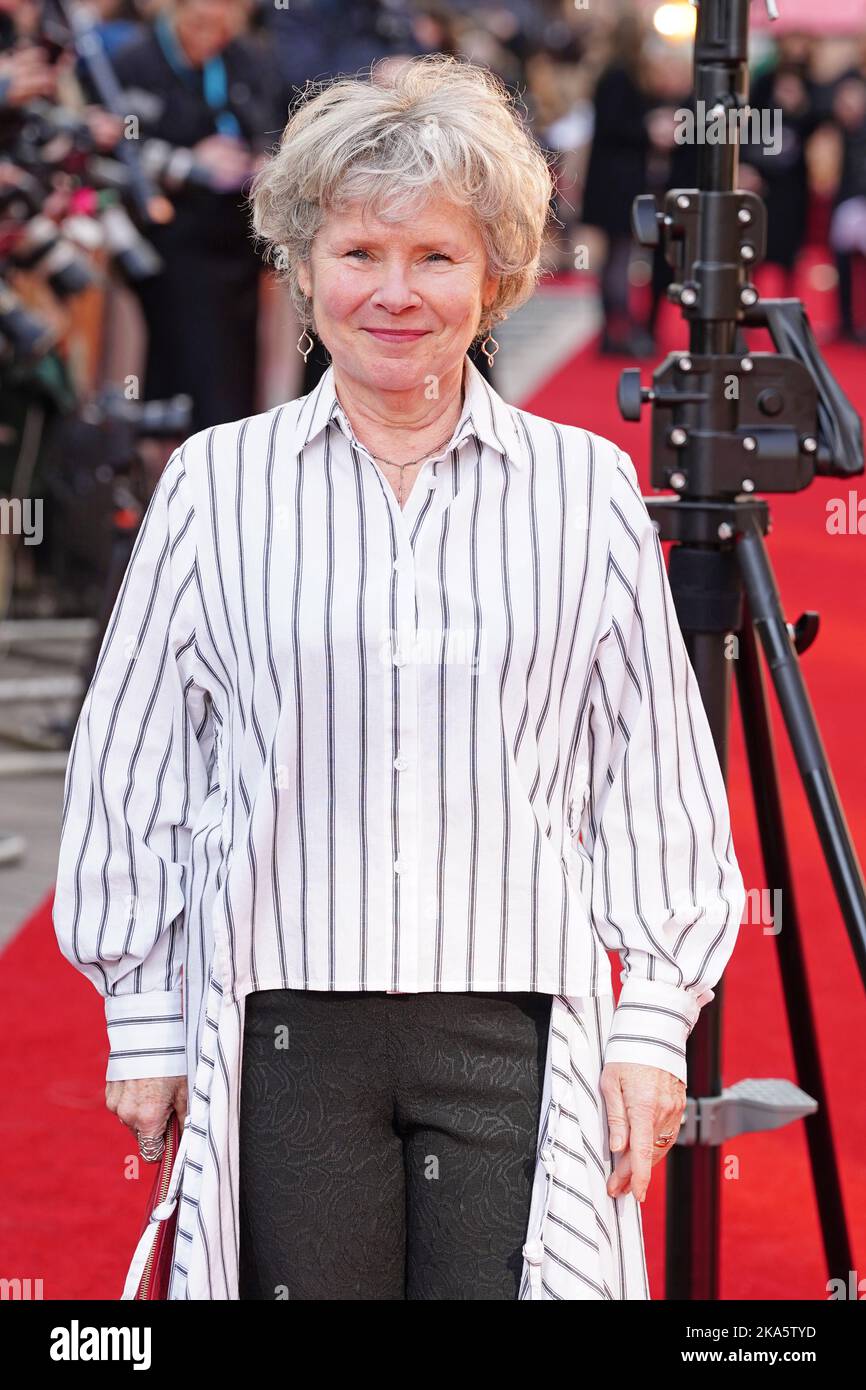 Imelda as the queen in the crown hi-res stock photography and images ...