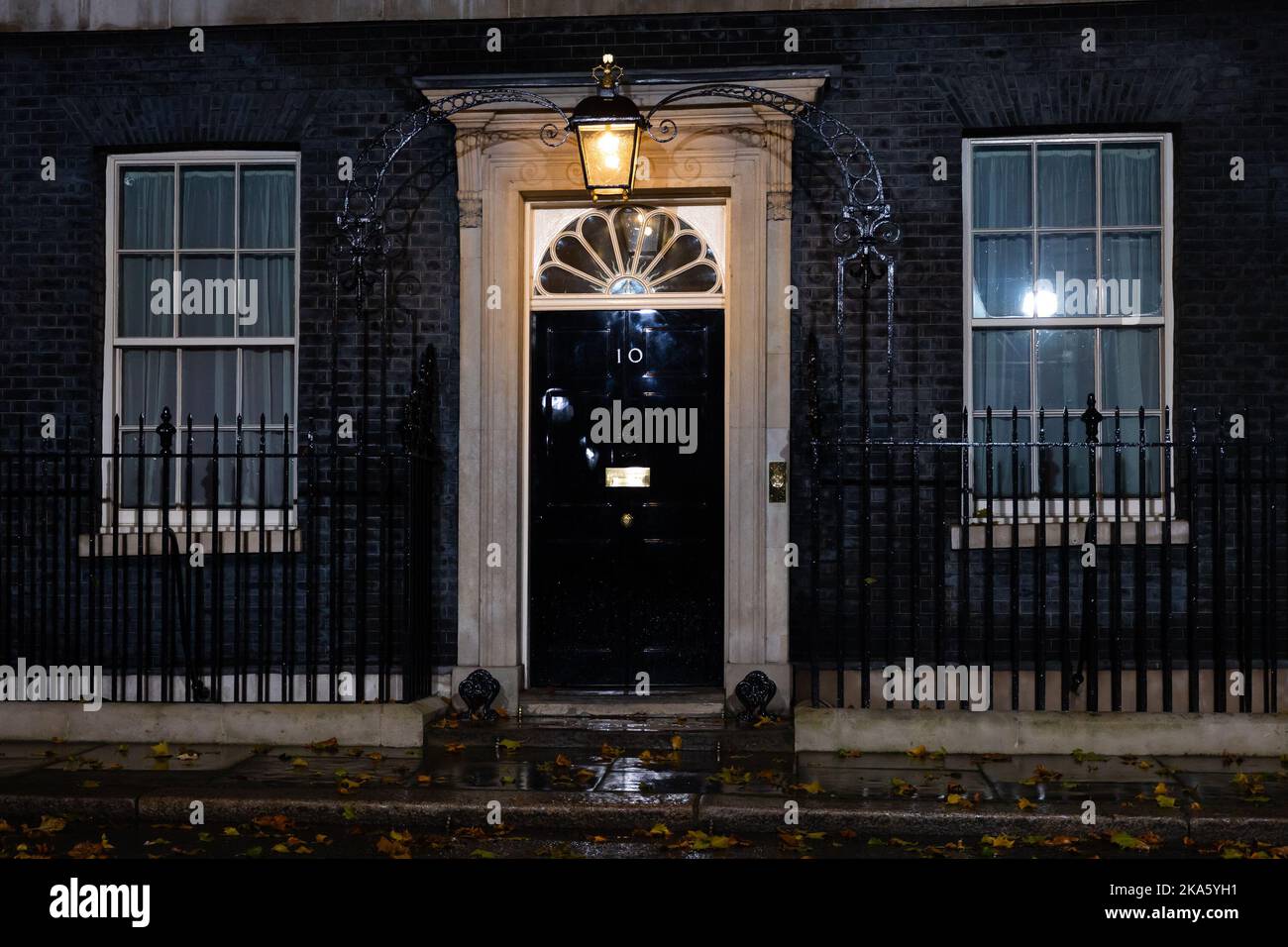 London, UK. 23rd Oct, 2022. Exterior views of the 10 Downing Street ...