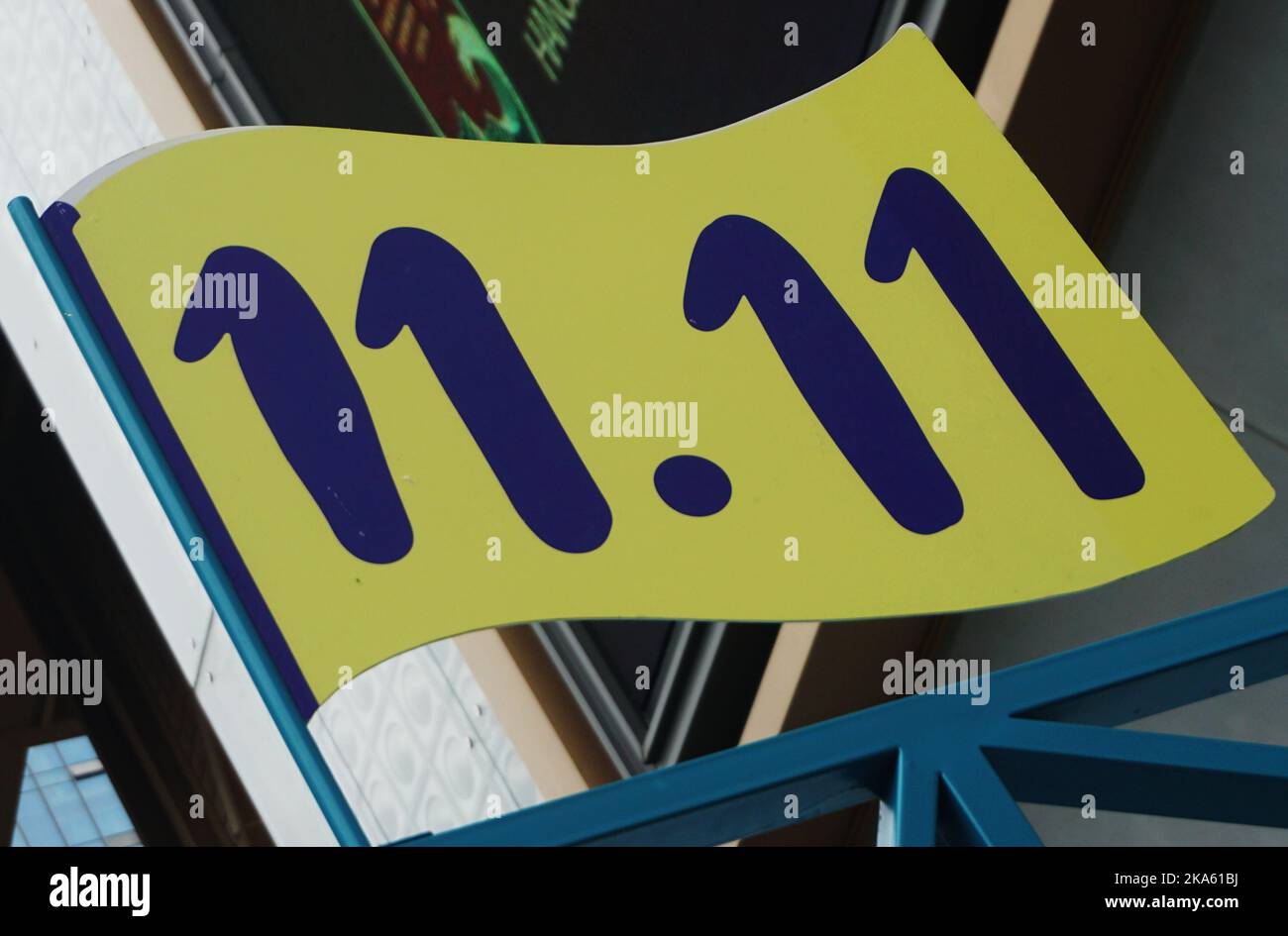 HANGZHOU, CHINA - NOVEMBER 11, 2022 - A Double 11 shopping carnival ...