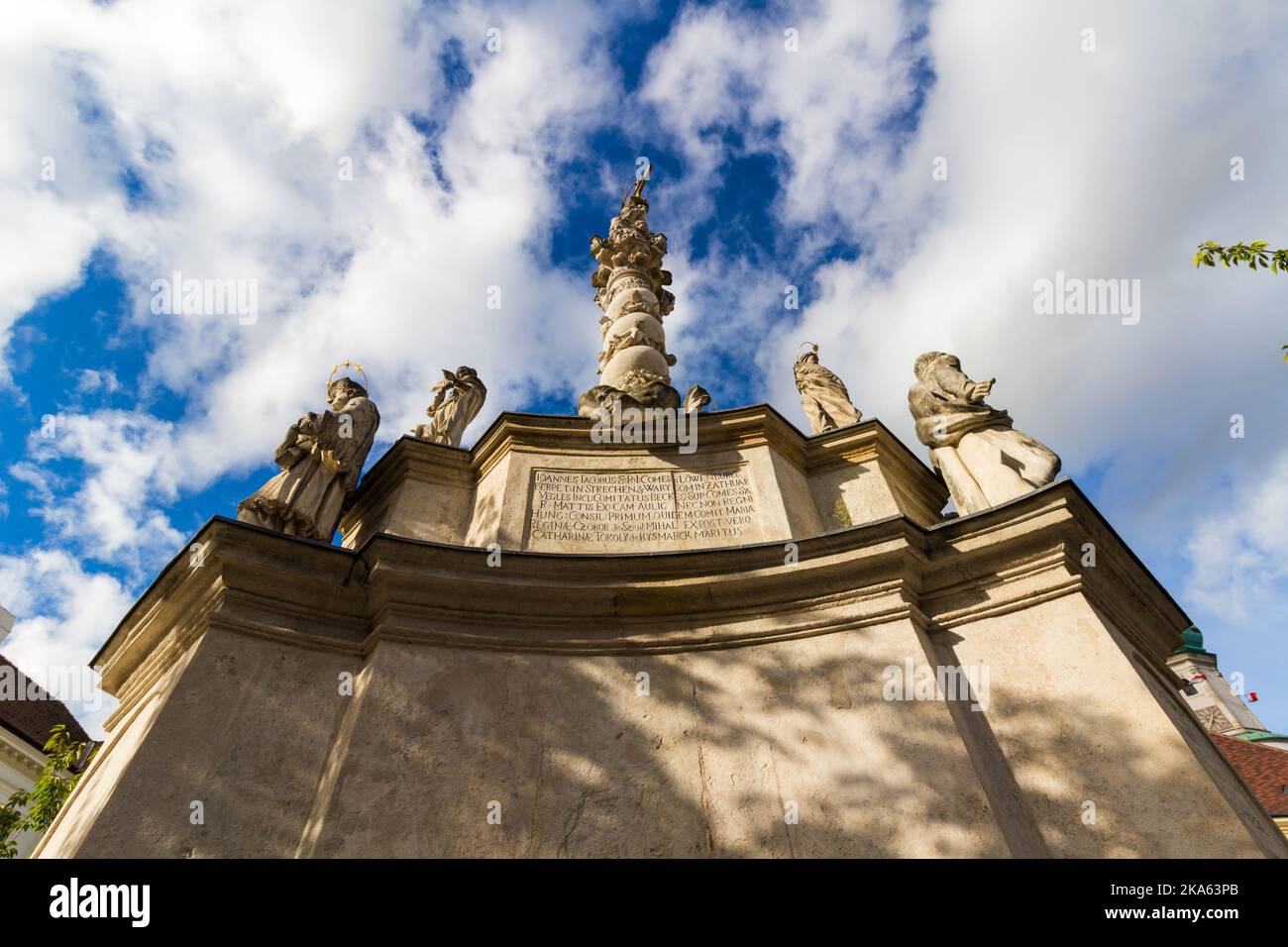 Holy trinity statue 1701 hi-res stock photography and images - Alamy